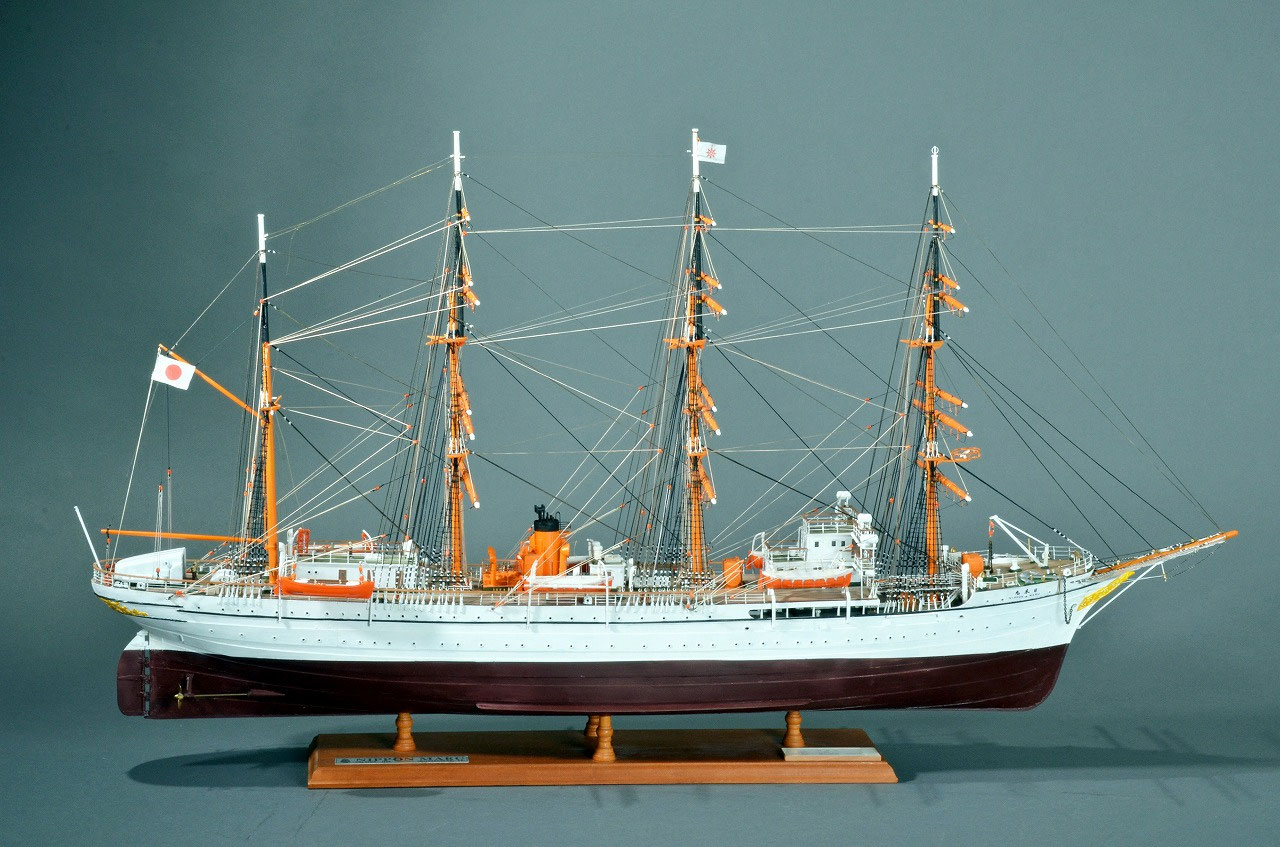 Japanese Sailing Ships and Boats - The ROPE Tokyo