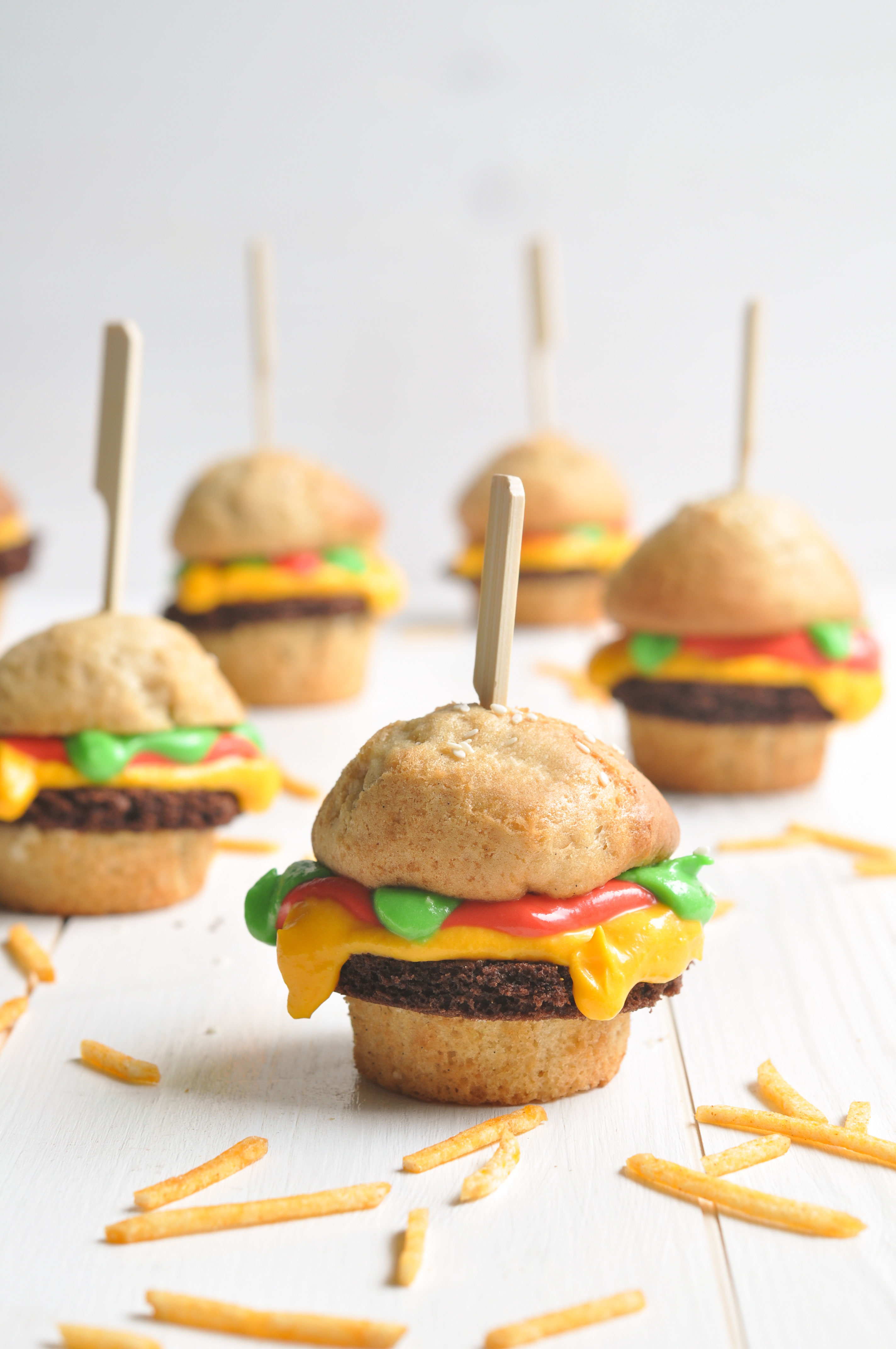 Burger-Muffins. Knaller auf dem Kuchen-Buffet! - mix dich glücklich ...