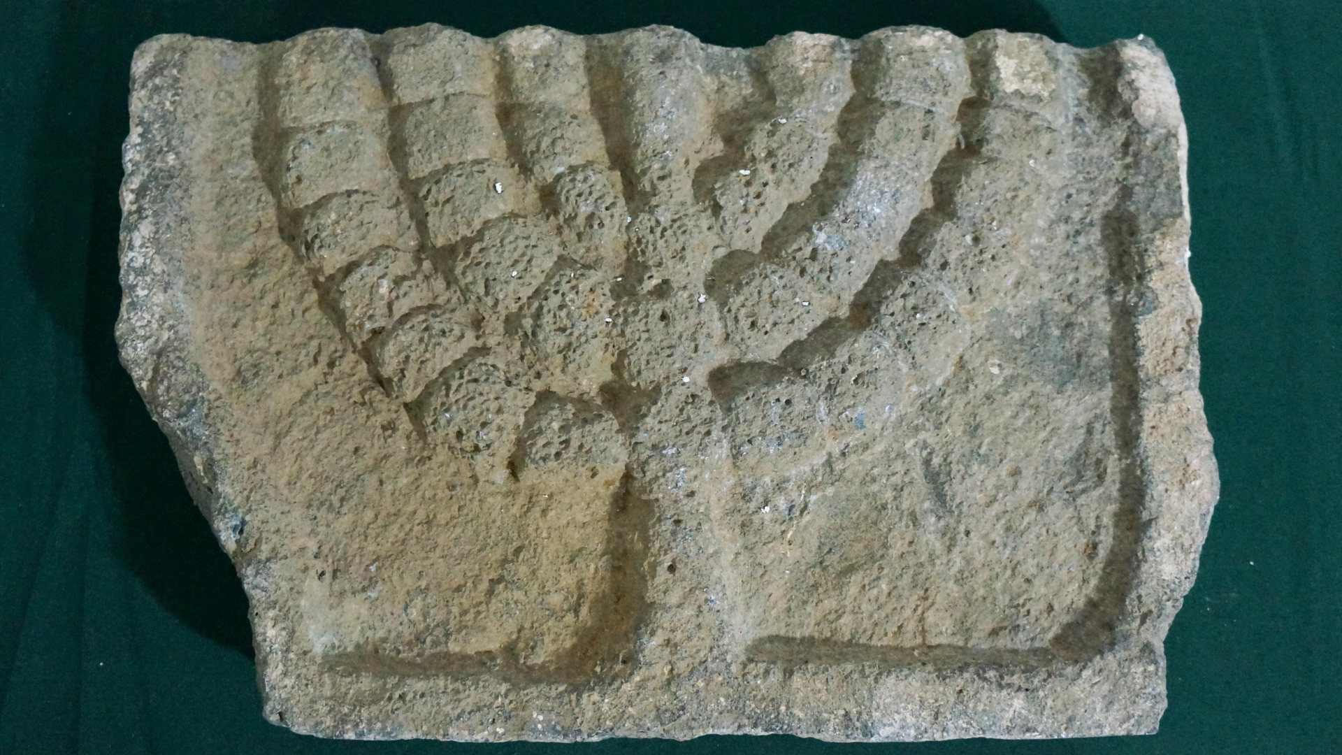ANCIENT AND NEW MENORAHS - Structure Bible, Ancient Menorahs