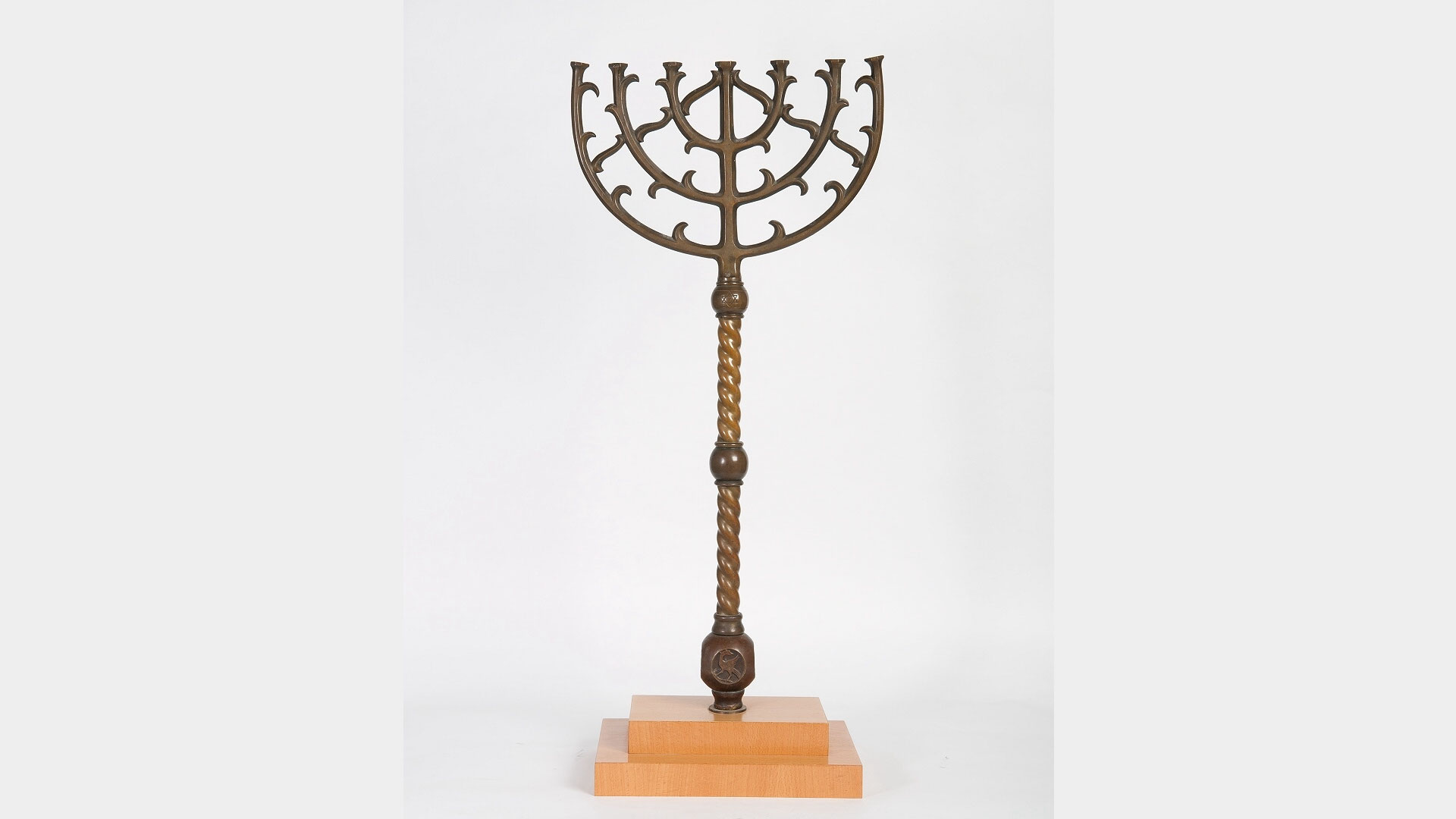 ANCIENT AND NEW MENORAHS - 19th Century - Structure Bible, Ancient Menorahs