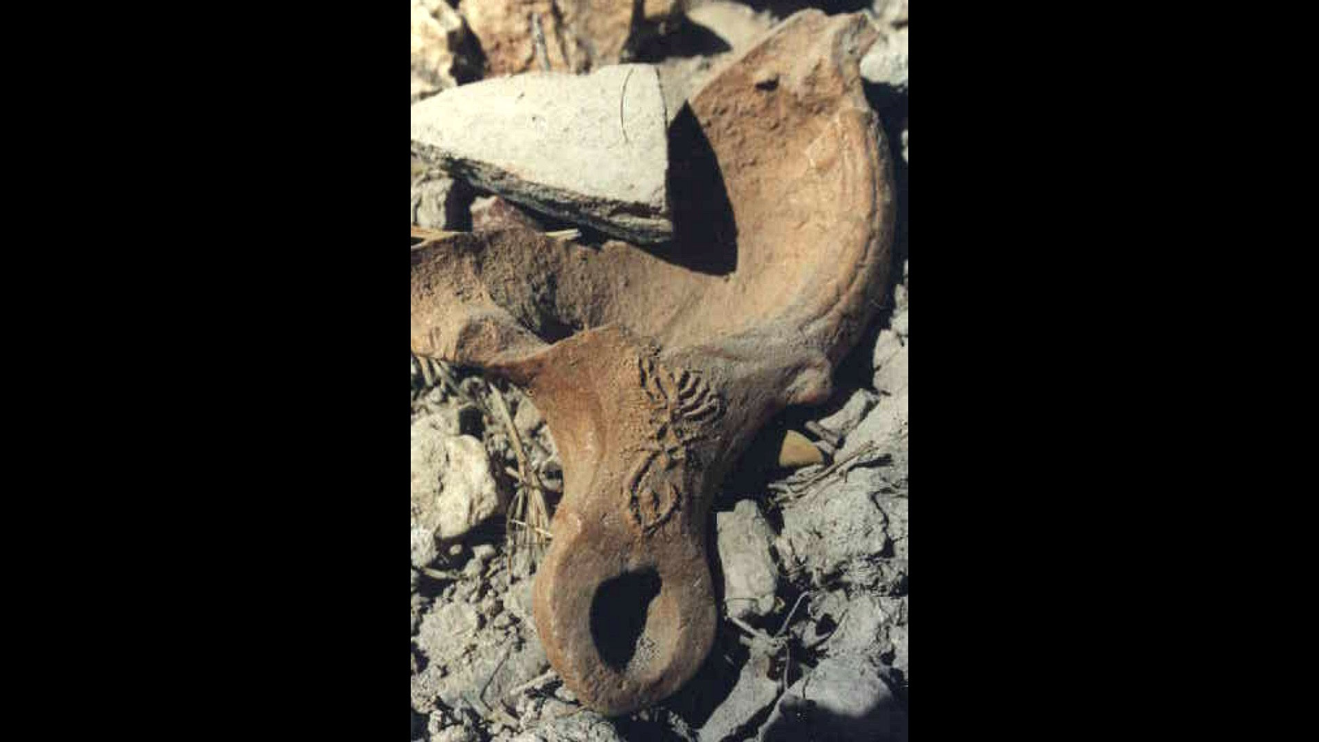 ANCIENT AND NEW MENORAHS - Structure Bible, Ancient Menorahs