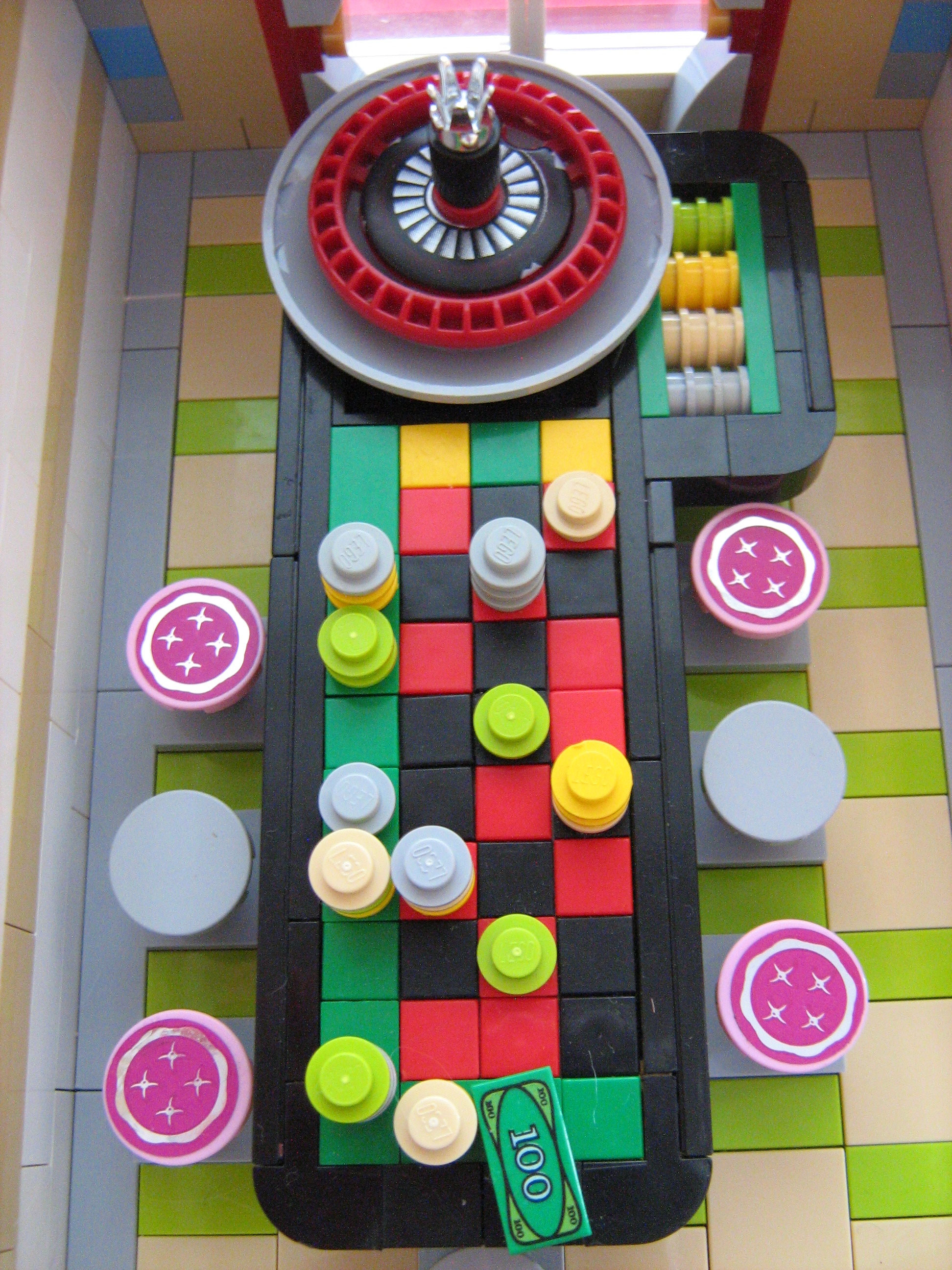 N° 13 - LEGO Modular Casino Riviera - Bricker & Co Unlimited