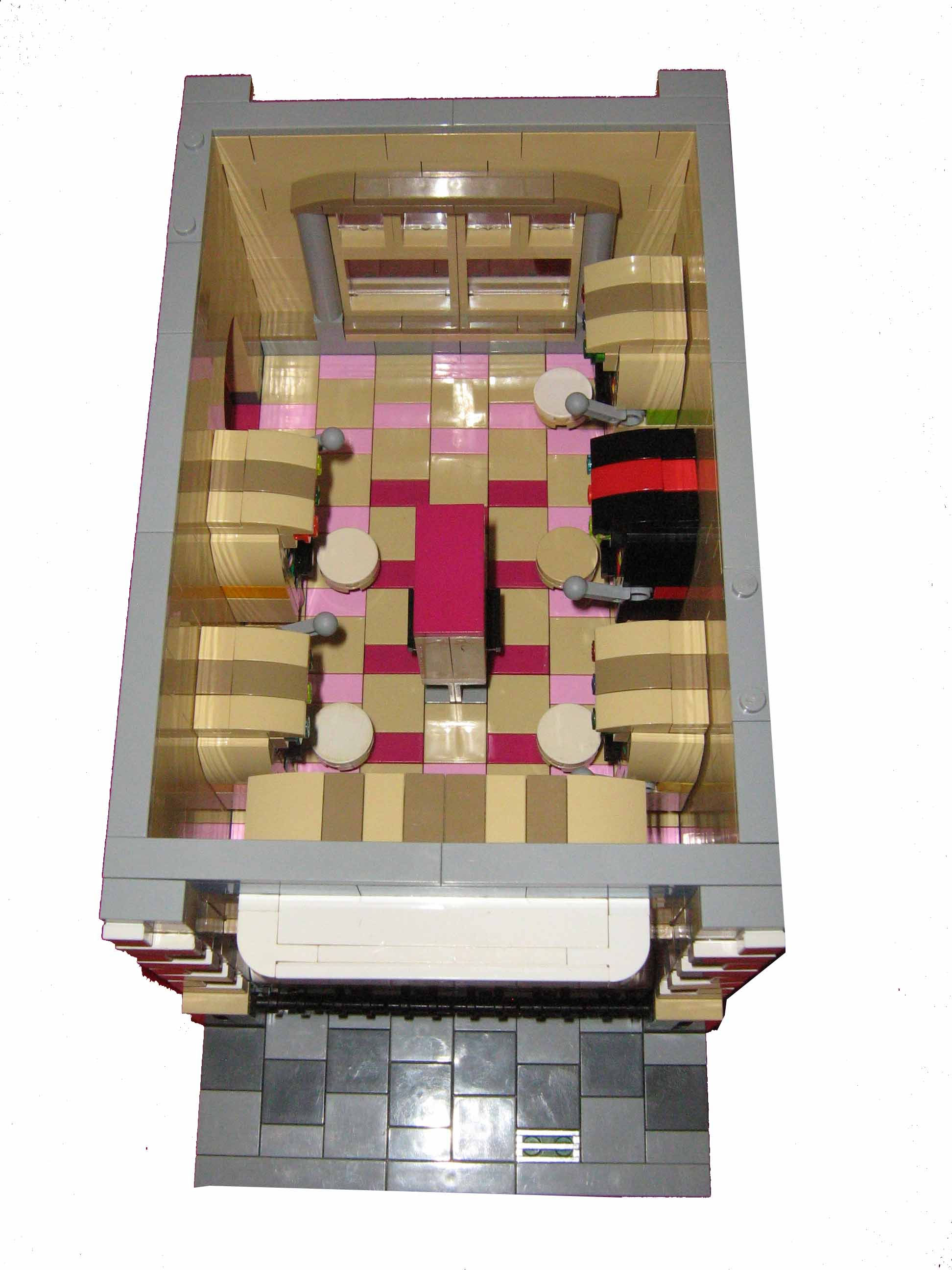 N° 13 - LEGO Modular Casino Riviera - Bricker & Co Unlimited