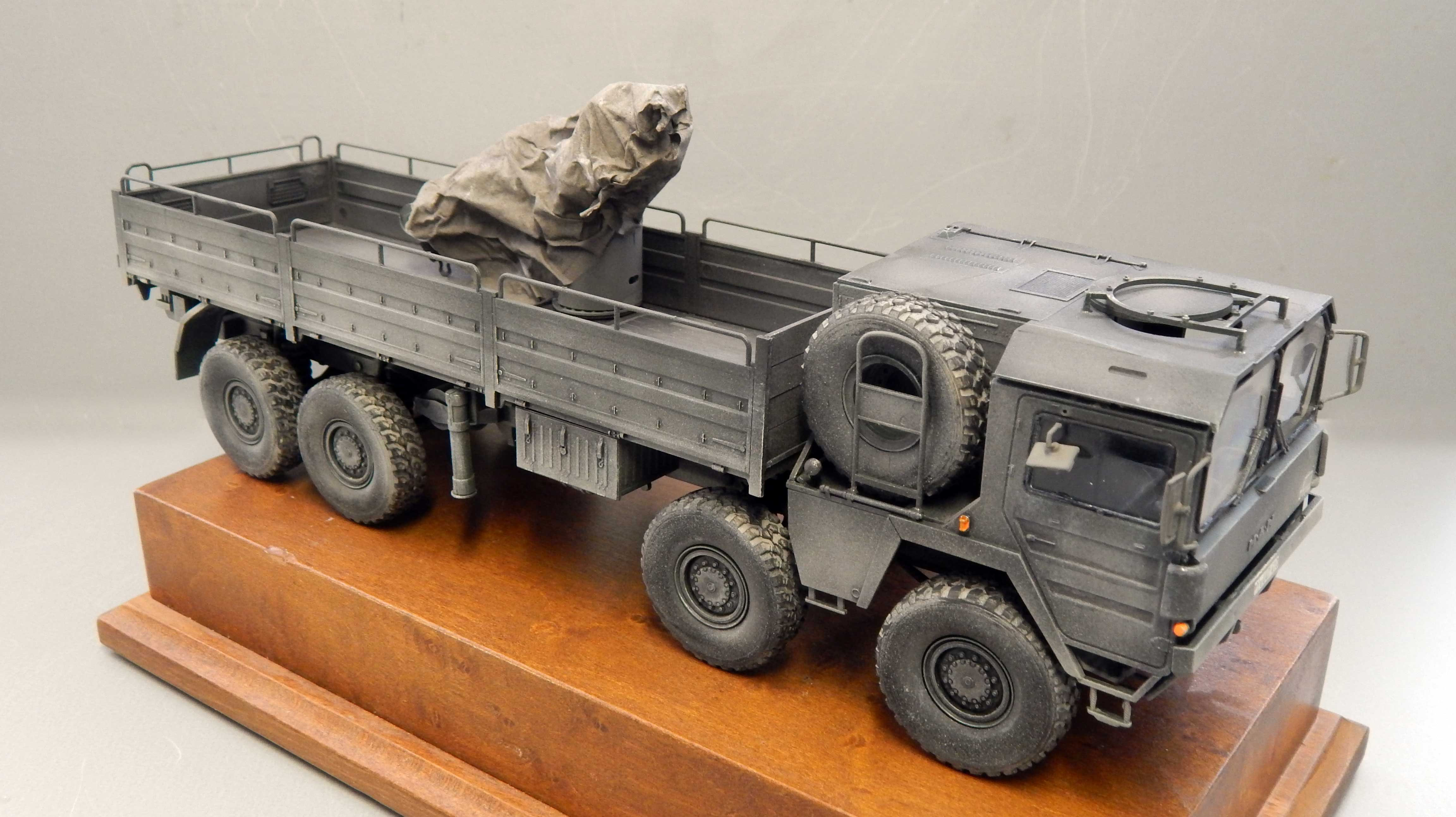 Nachschub" - Bundeswehr MAN 10to - www.panzer-bau.de/diorama/militär/1:35