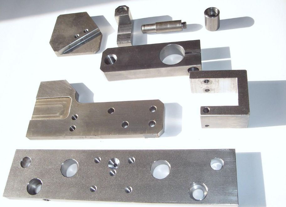 材質SS400D - 桐島機工 - 山形県 米沢市 金属部品切削加工