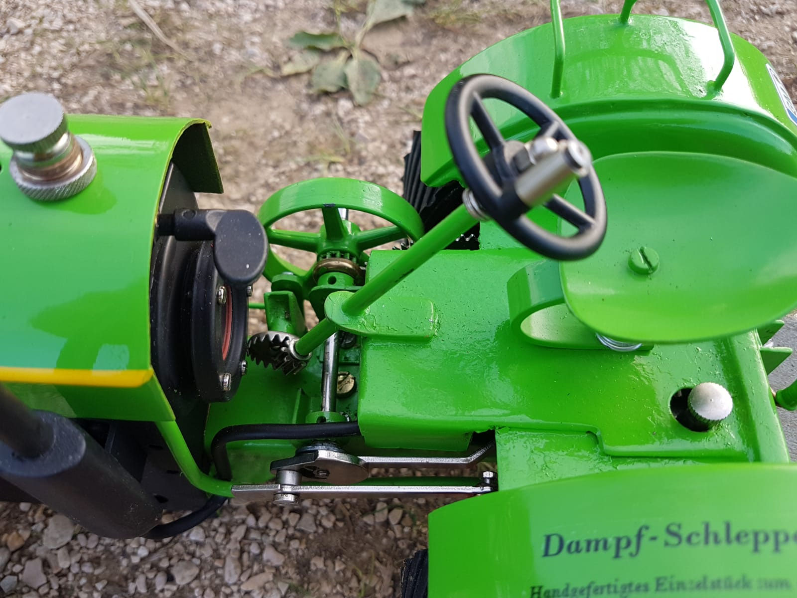 Ein Trecker für Gabriele und Thomas / a traction engine for Gabriele ...