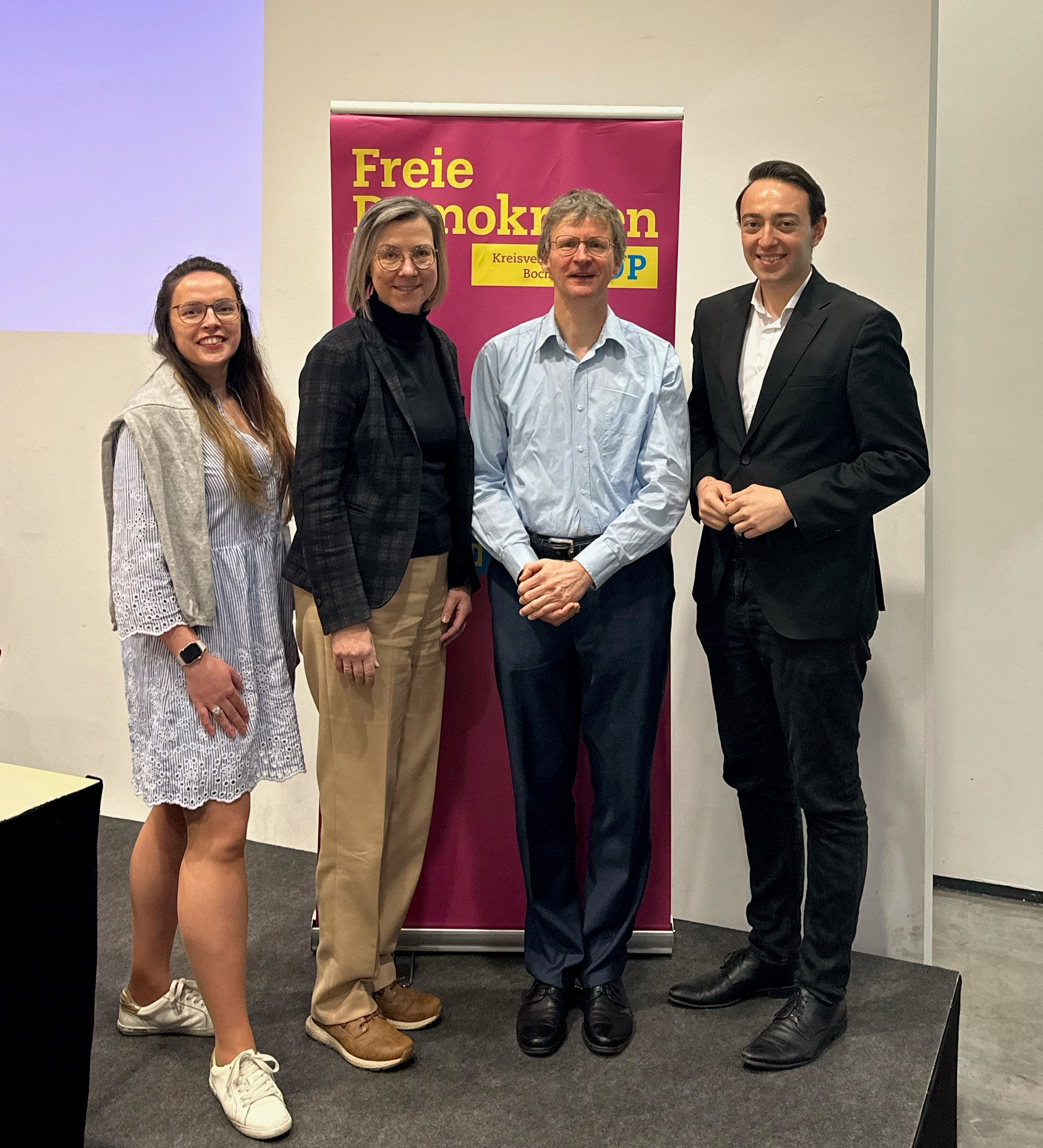 Kreisvorstand der FDP Bochum wieder komplett. - FDP Bochum Kreisverband