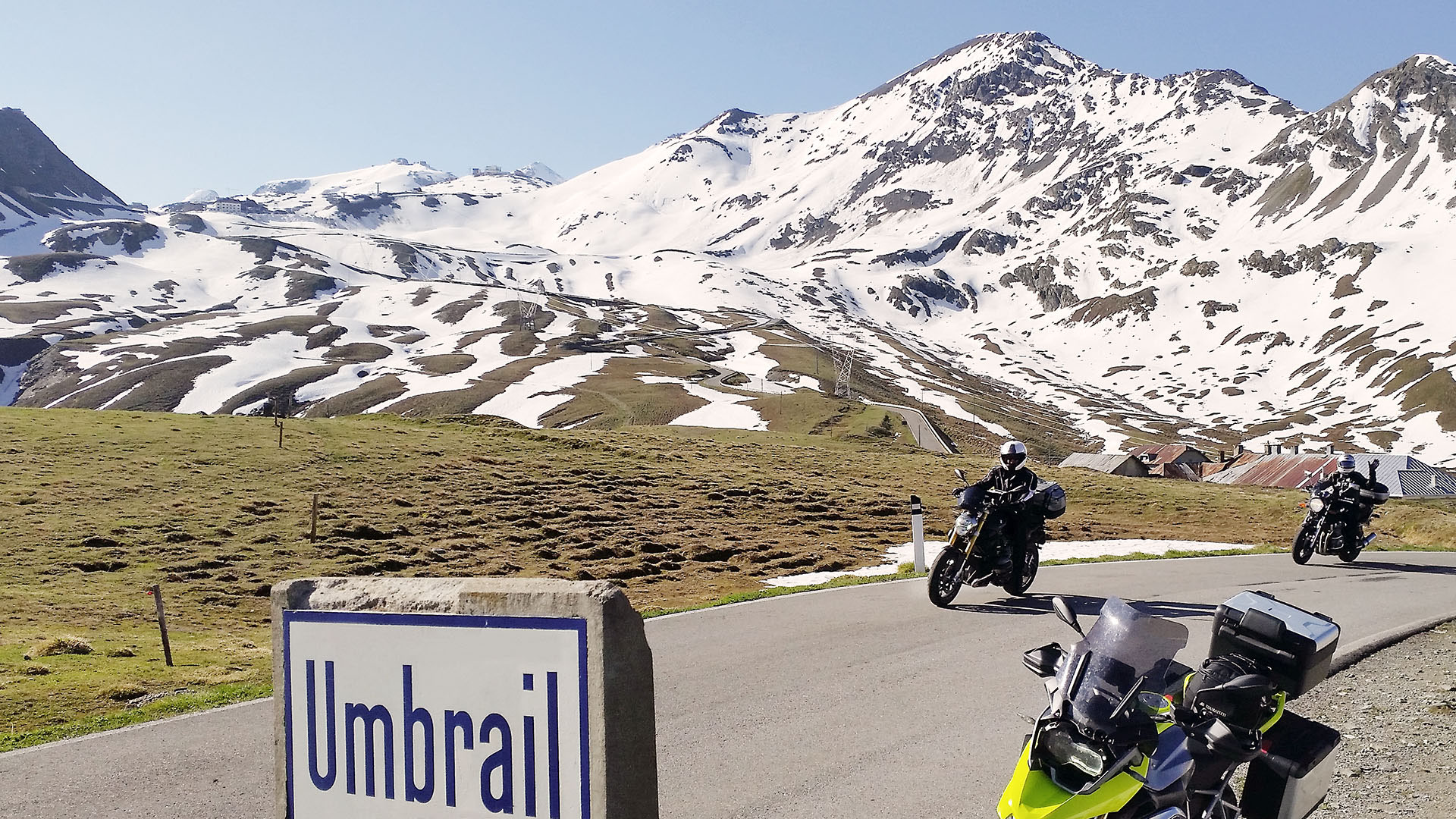 Umbrailpass mit dem Motorrad und Auto - Pässe.Info