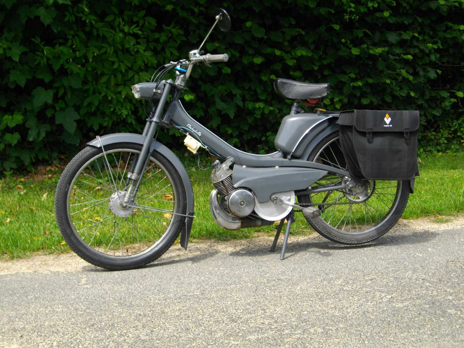 Les cyclomoteurs - Club des Amateurs de Motos Anciennes de Seine et Marne