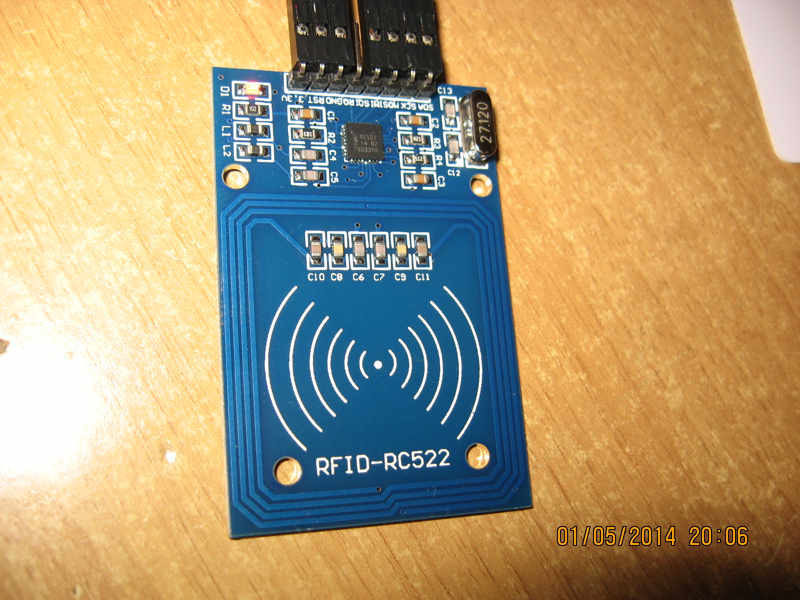Apriporta con Arduino ed RFID RC522 a 13,56 MHz - ik8nsi radioamatori ...