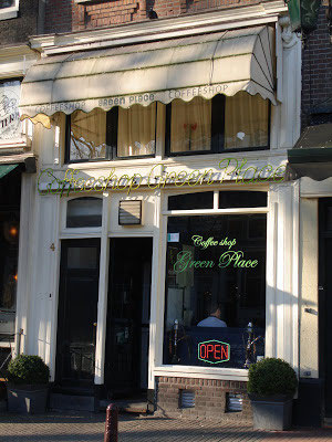 Coffeeshop Green Place - Best Coffee Shop Guide