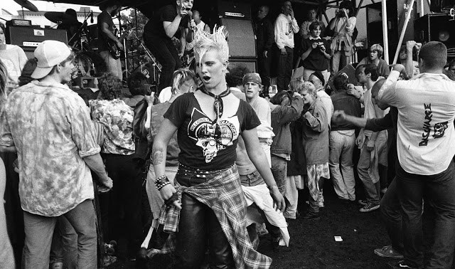 Rock against-Projekte - Underdog Fanzine