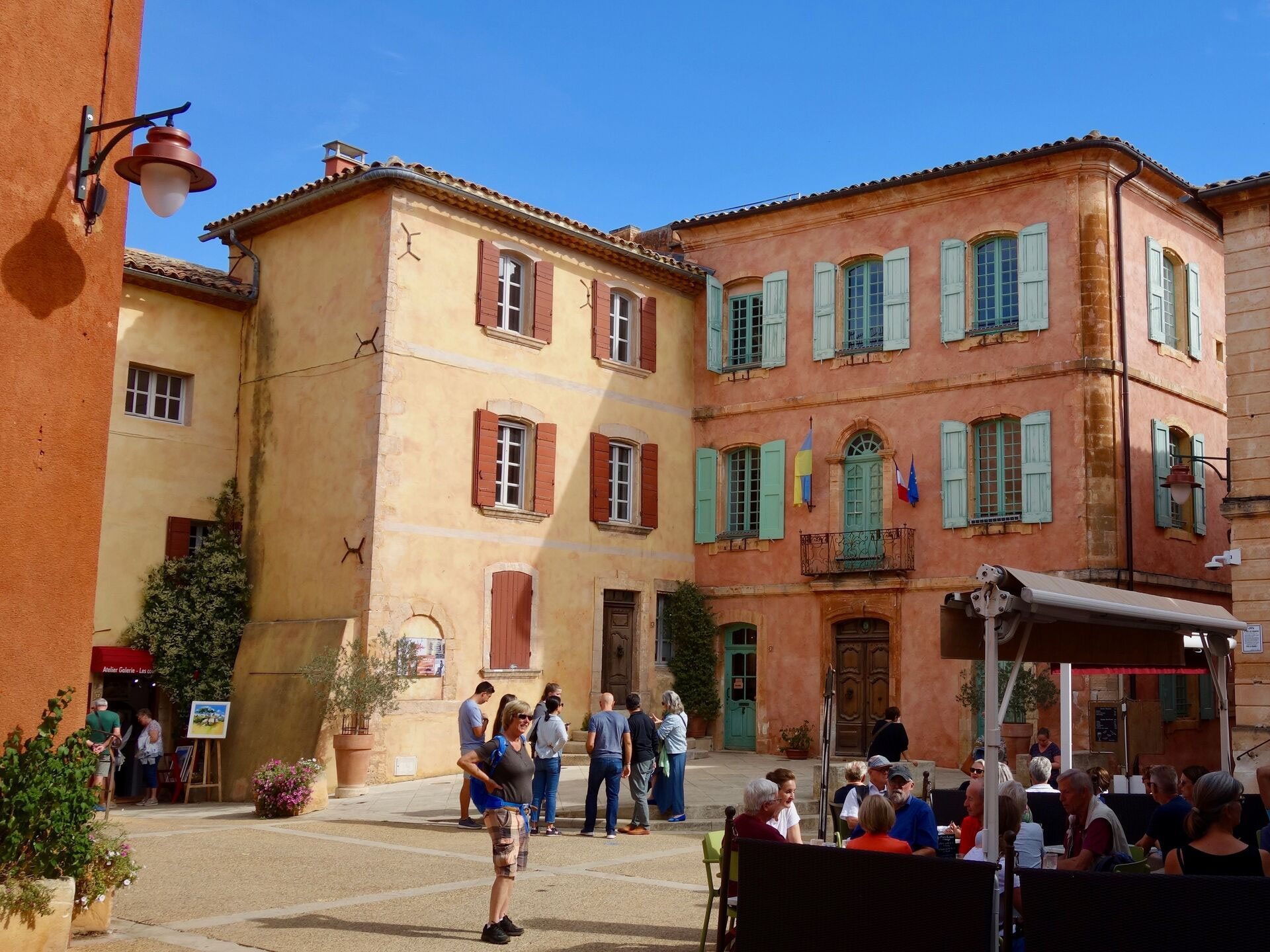 Roussillon in der Provence und seine Ockerfelsen - Tipps