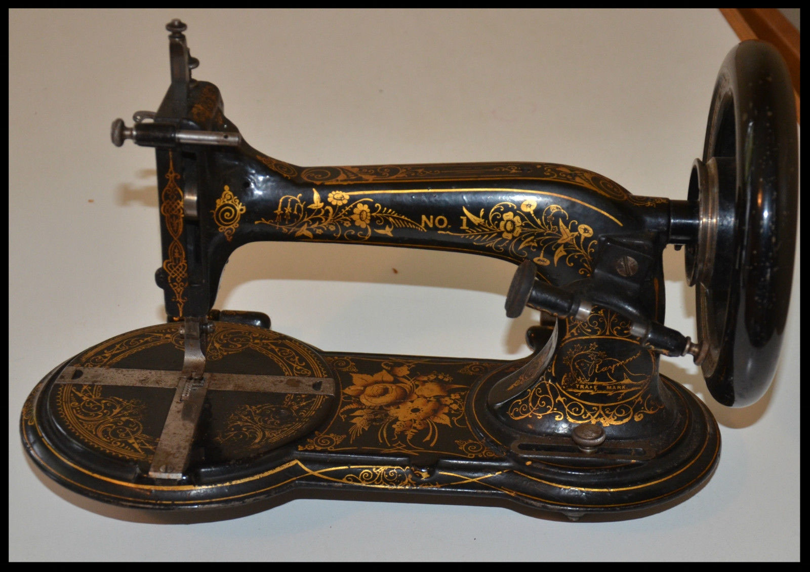 Raymond's Sewing Machines - Fiddlebase
