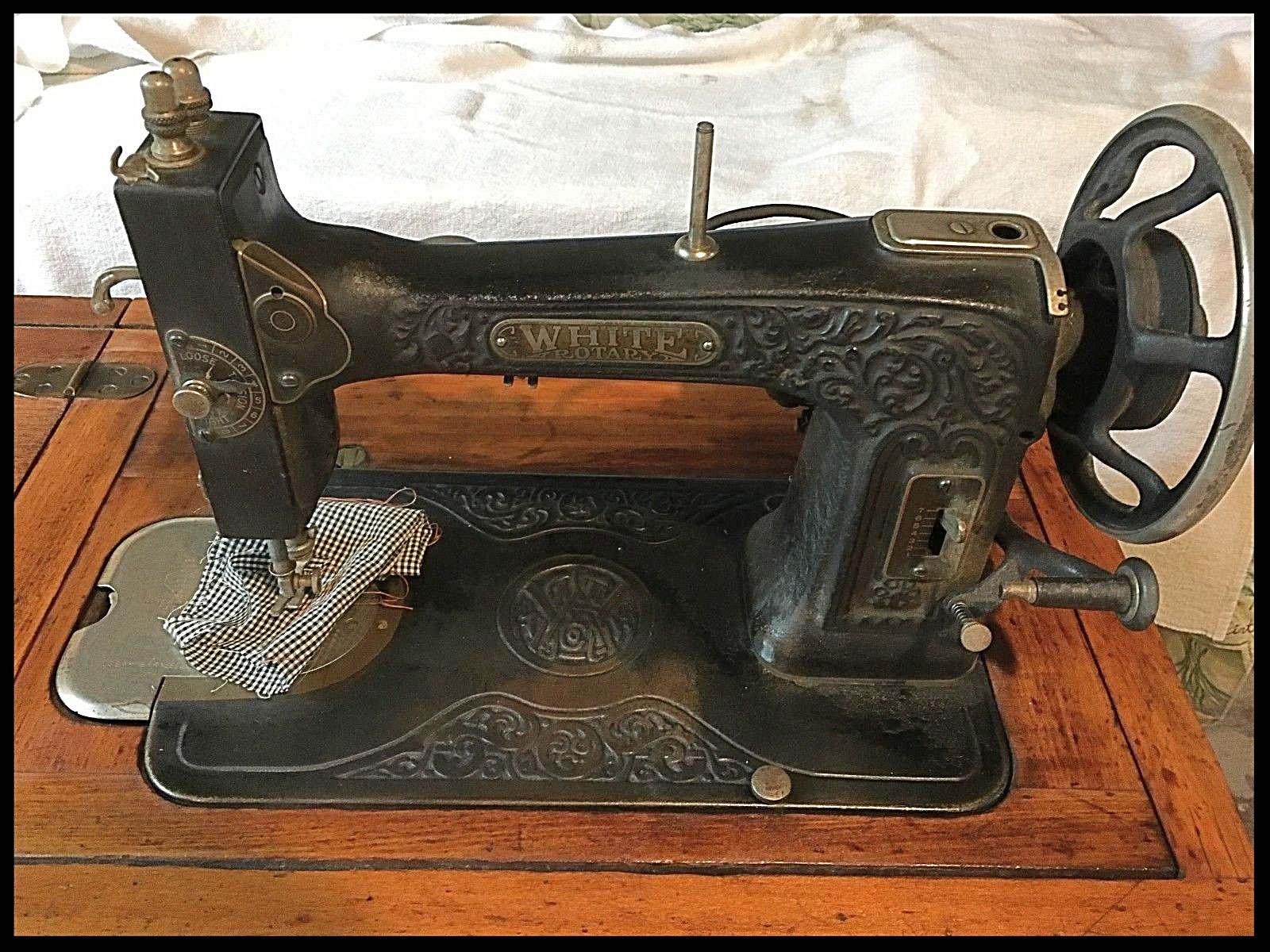 DATING & IDENTIFYING White Sewing Machines - Fiddlebase