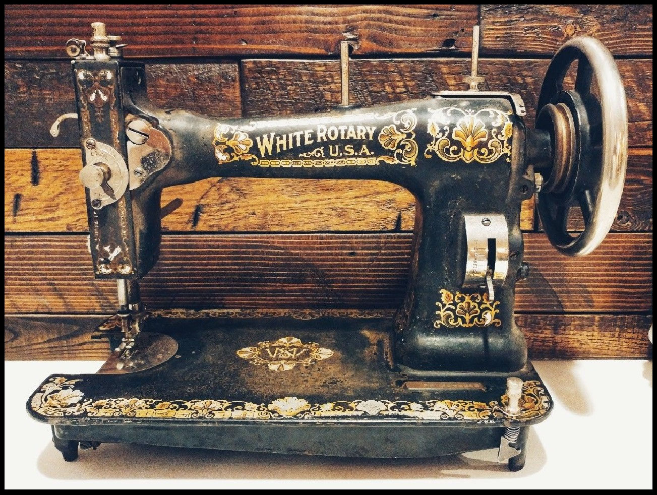 Rotary Sewing Machine - Fiddlebase