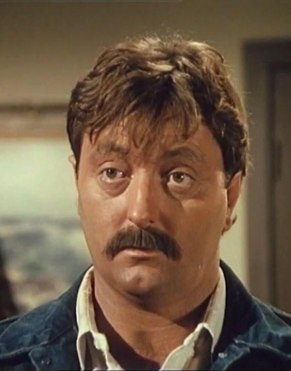 DETAILS 16 - fallguy