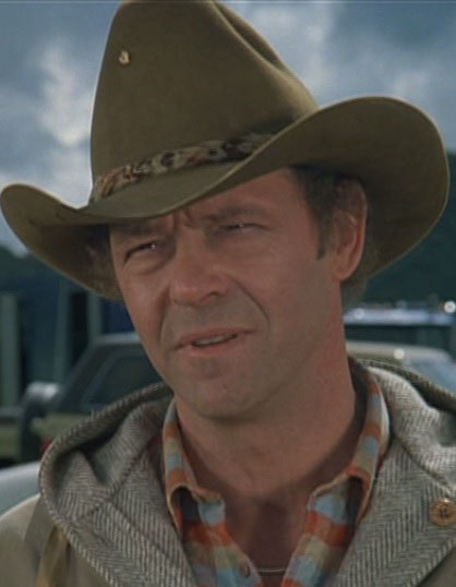 DETAILS 21 - fallguy