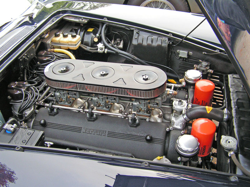 Ferrari 330 GT 2+2 Serie I - AliDarNic Ferrari Foto's