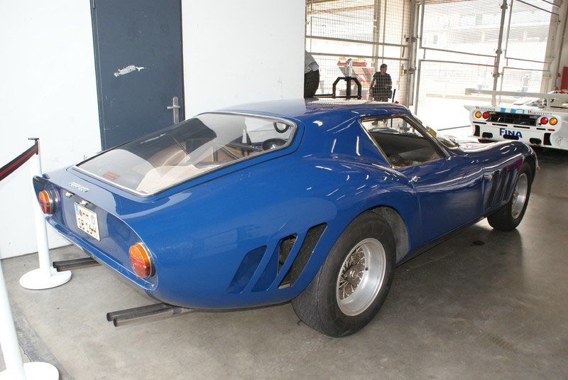 Ferrari 250 GTE 'Drogo' - AliDarNic Ferrari Foto's