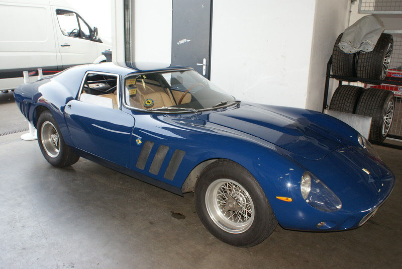 Ferrari 250 GTE 'Drogo' - AliDarNic Ferrari Foto's