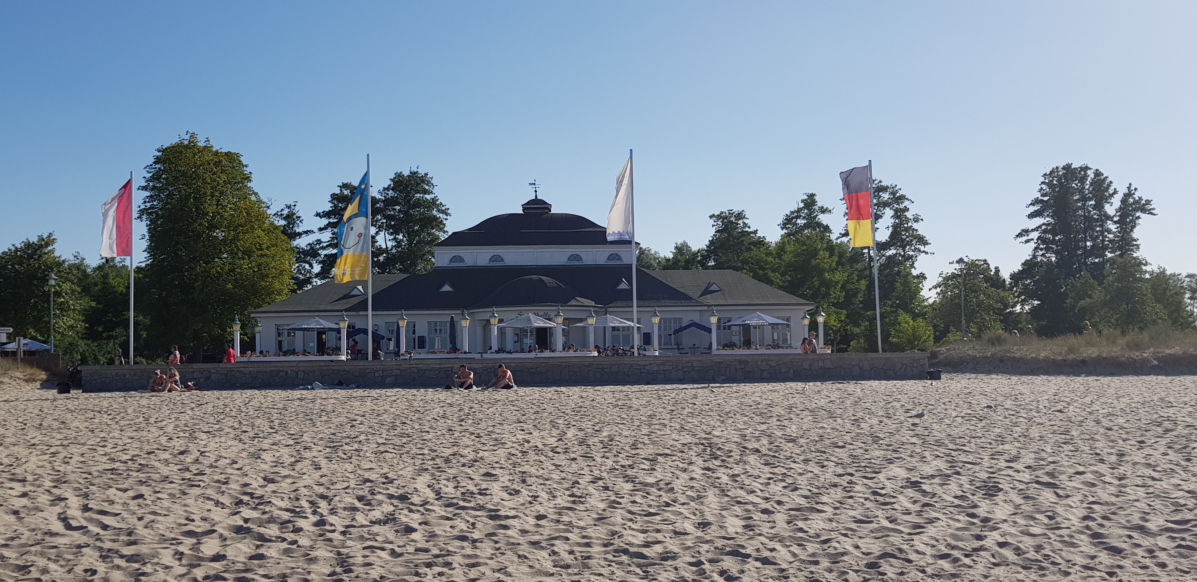 Die Strandhalle - historisches Gebäude der zwanziger Jahre ...