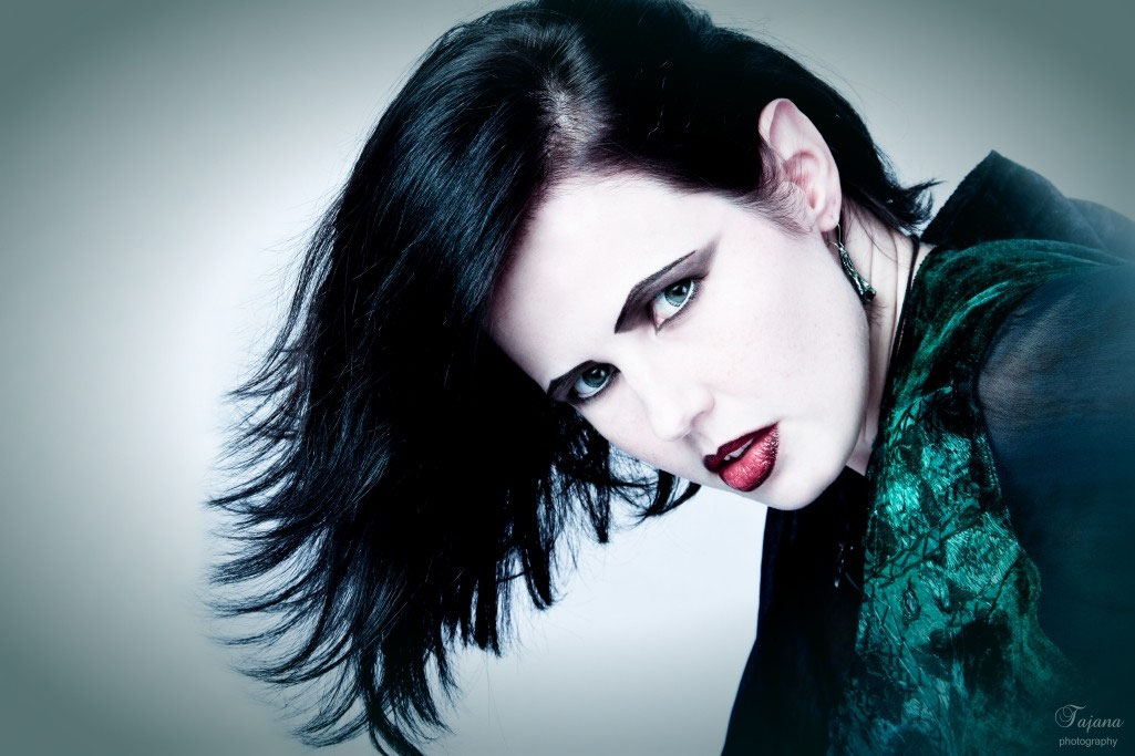 Hexenaugen - Ravienne Art Model & Werbe-Darstellerin Köln Bonn