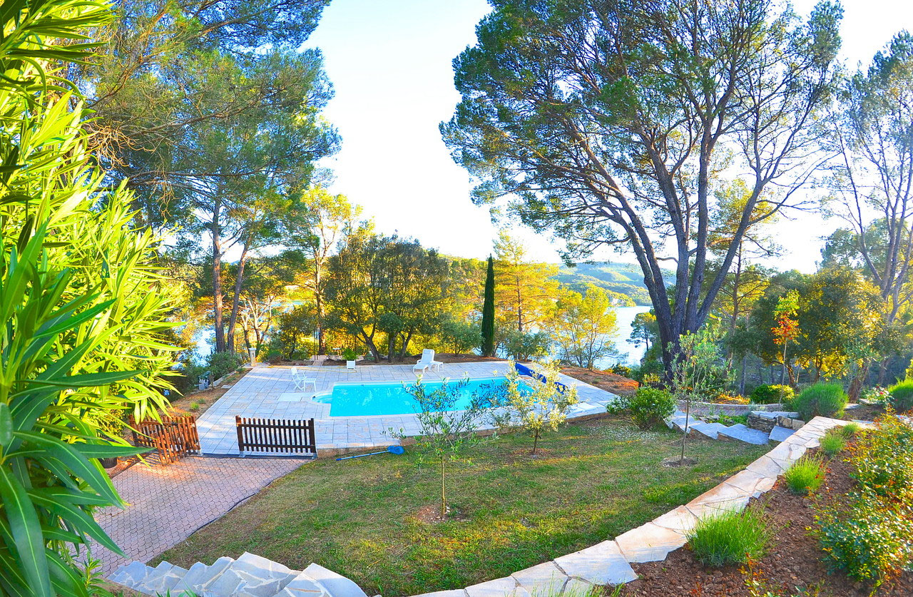 LA OU (CATHERINE) LEVI ATTEND - Site Jimdo de coumemajou!