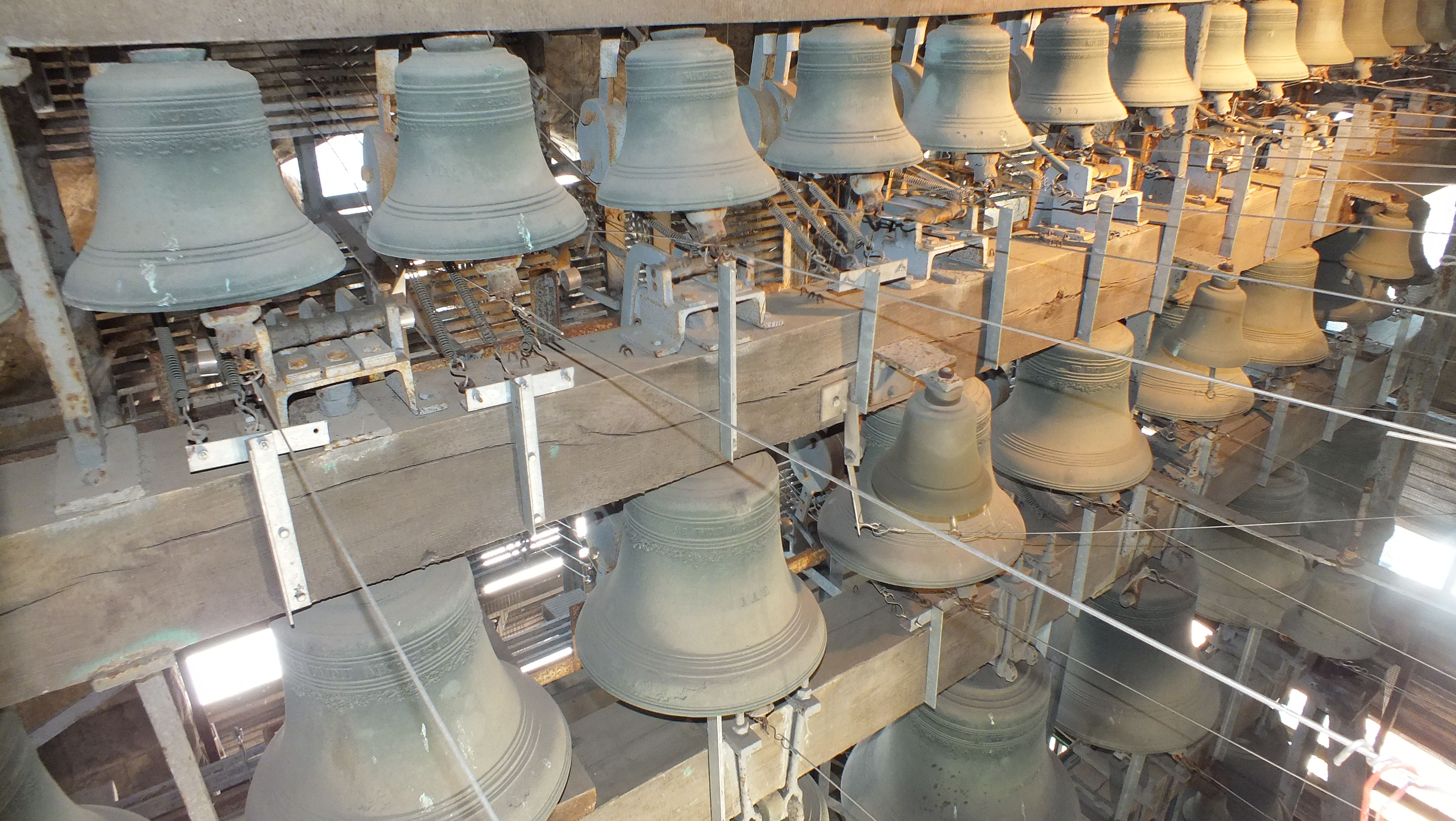 LE CARILLON DE LA VILLE D'ATH - La vie du carillon de la Ville d'Ath