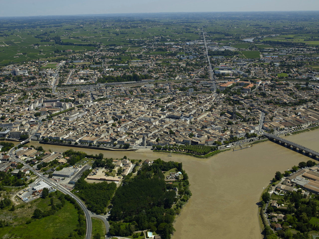 Le territoire - GRAND LIBOURNAIS