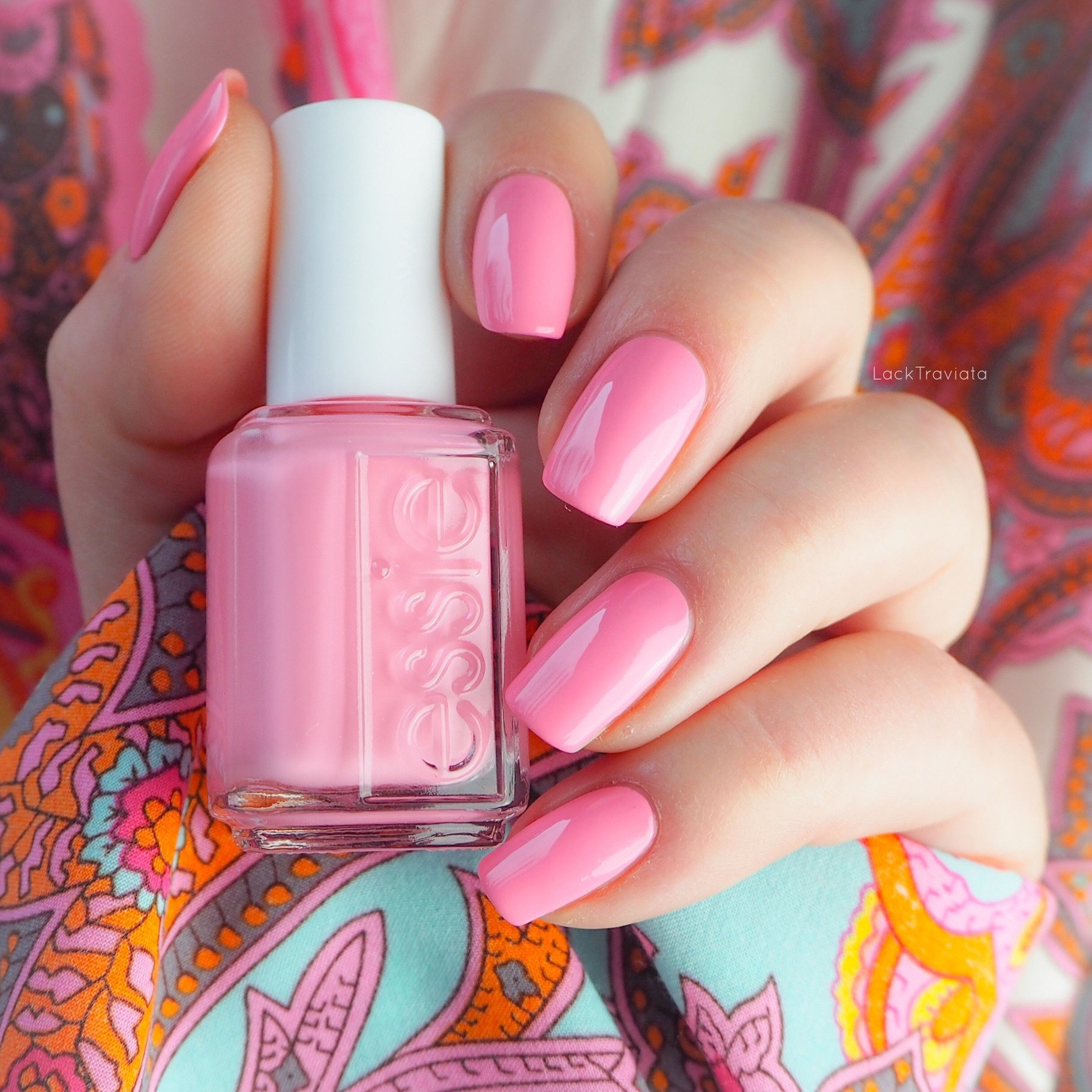 essie • delhi dance • Resort Collection 2016 - LackTraviata - Nagellack ...