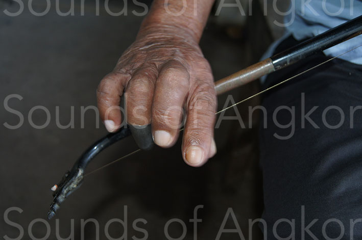 Zither - kse diev - ខ្សែដៀវ - Sounds of Angkor