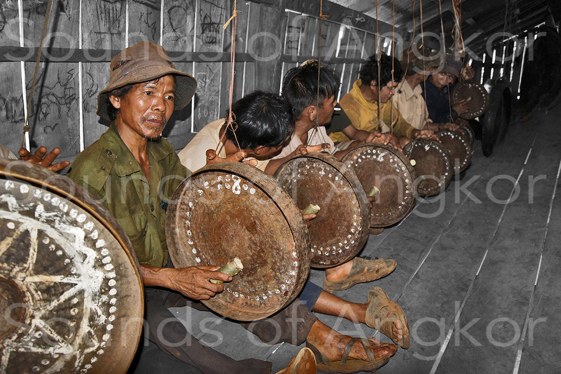 Gong sets - Sounds of Angkor