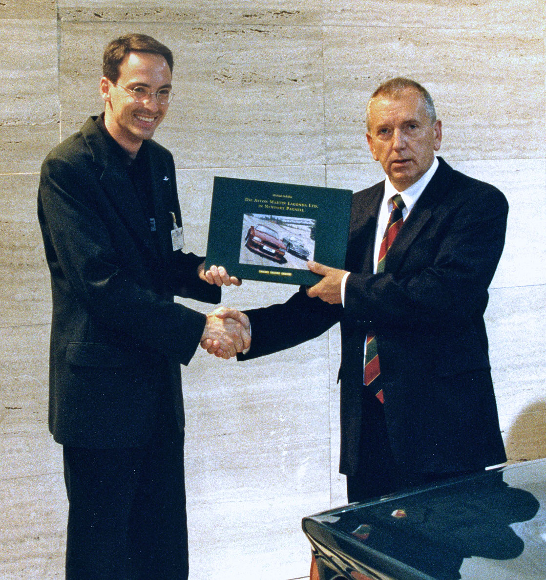 Aston Martin - das "Making of" - Redaktionsbüro Chilterngreen