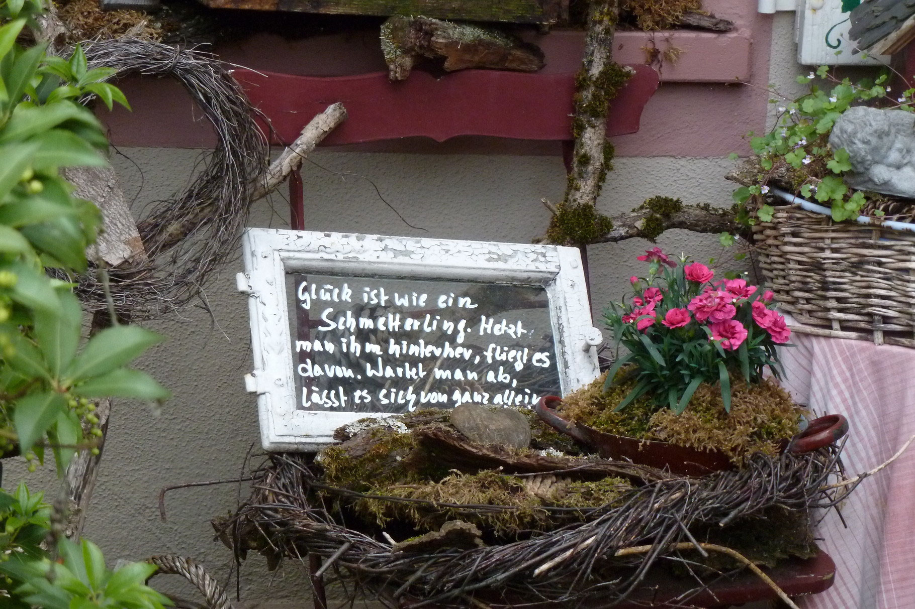 Renate Roos-Fachinger aus Brechen-Niederbrechen hat die Gedichtbände ...