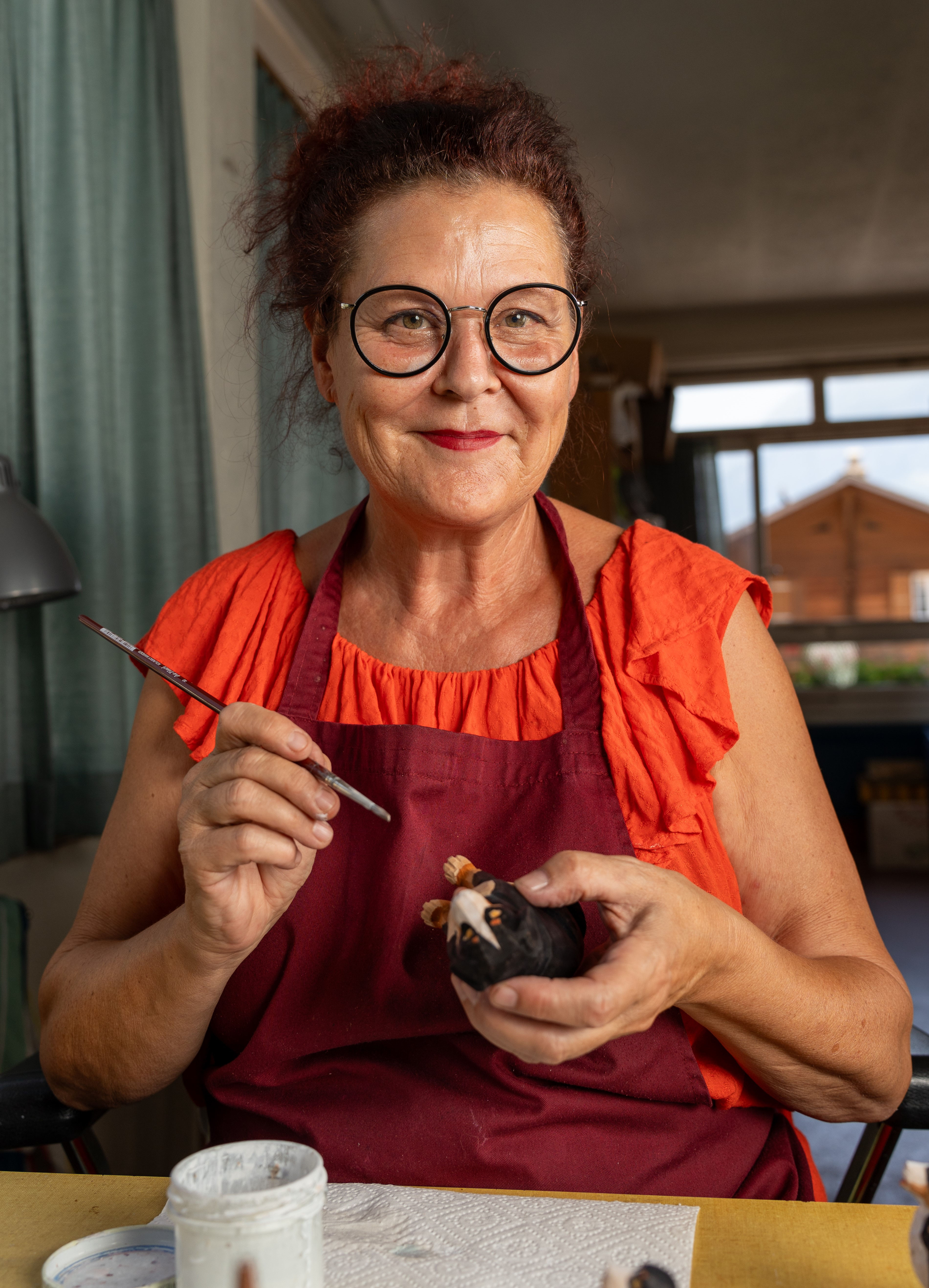 Team - huggler, woodcarvings, holzbildhauerei, krippenfiguren ...