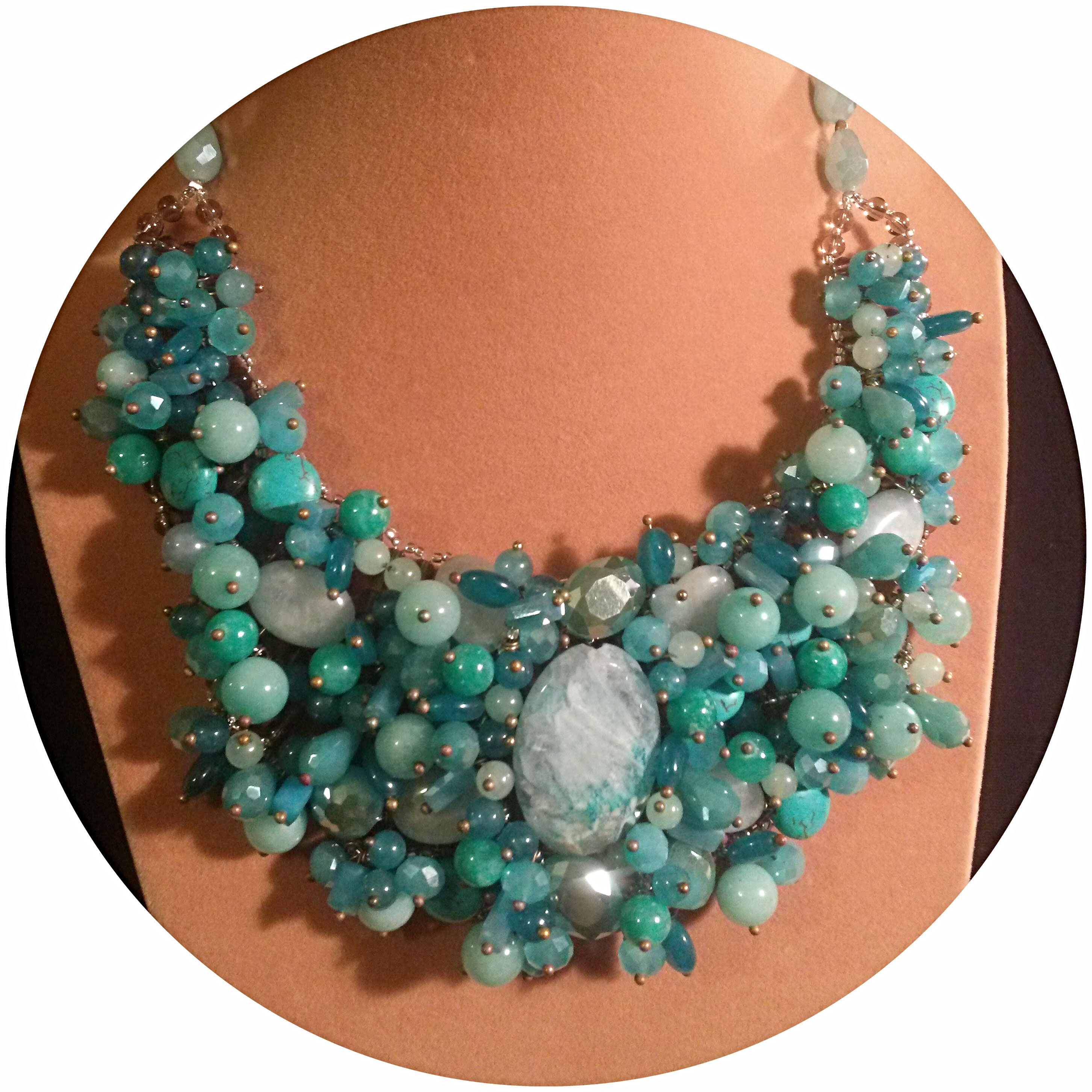 Colliers perle de culture d'eau douce, pierres naturelles et cristal ...