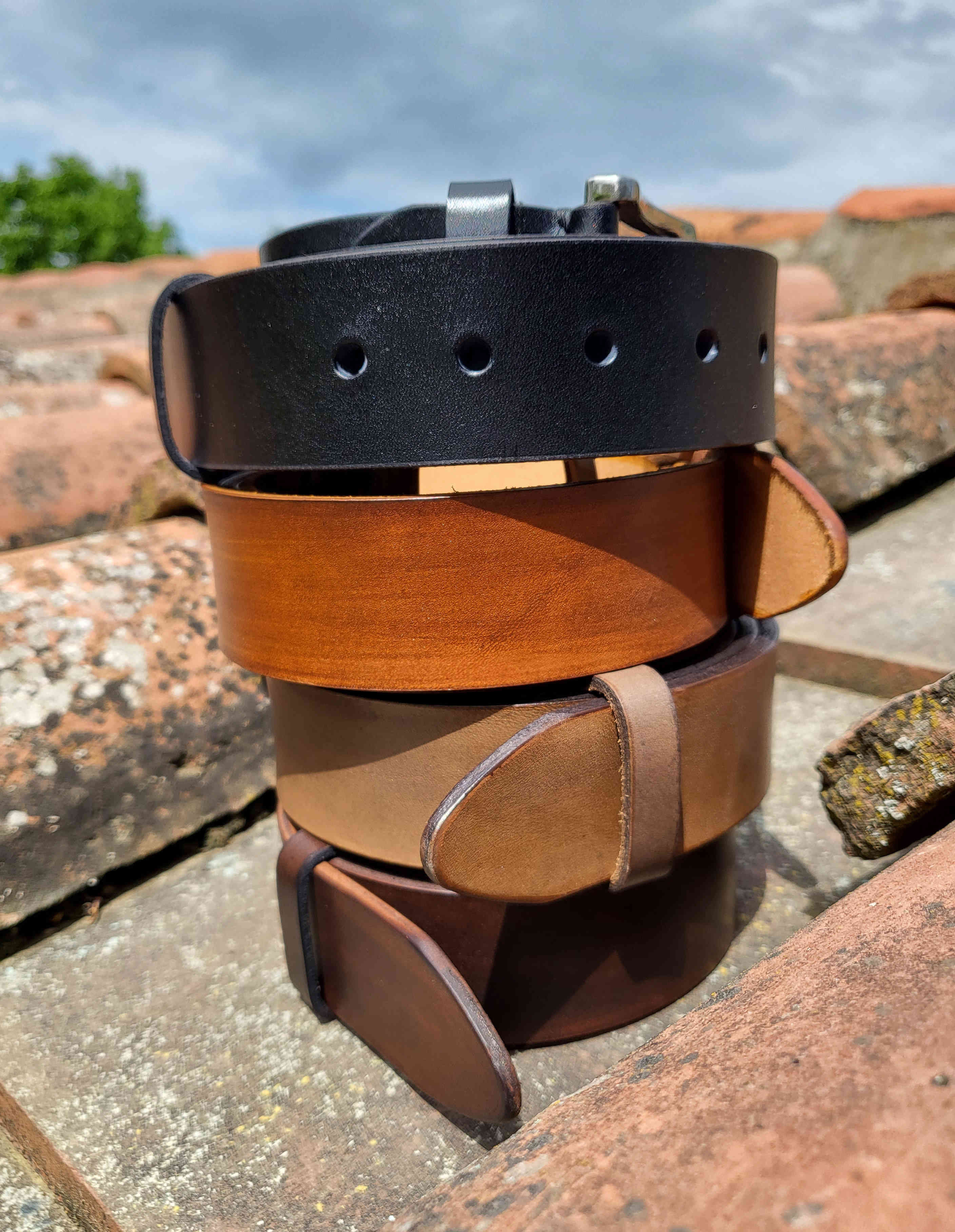 Cintura in cuoio classico - Cinture e borse in cuoio e pelle ...