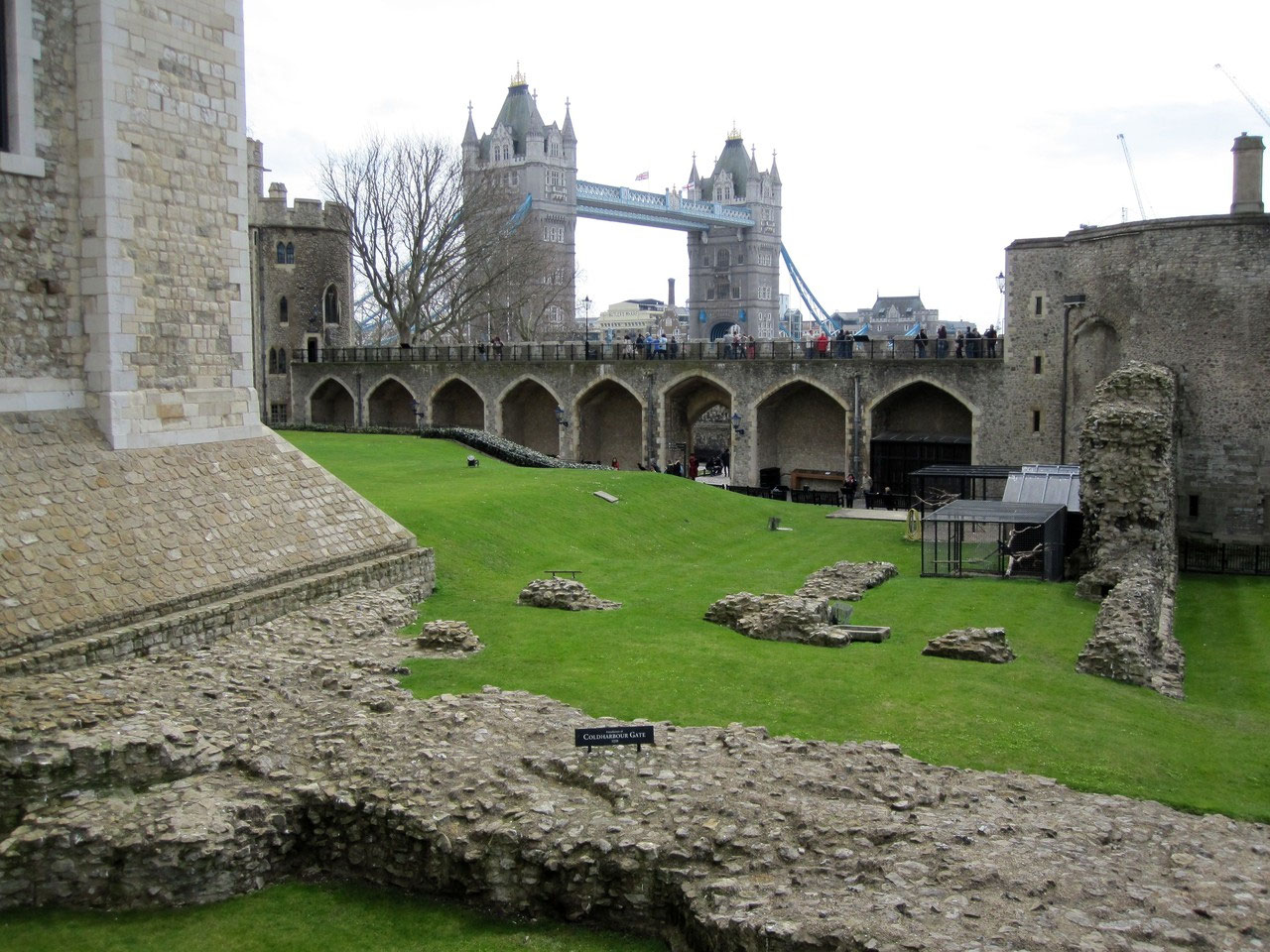 Tower of London - Burgen und Schlösser. Kelten. Mittelalter. Schottland