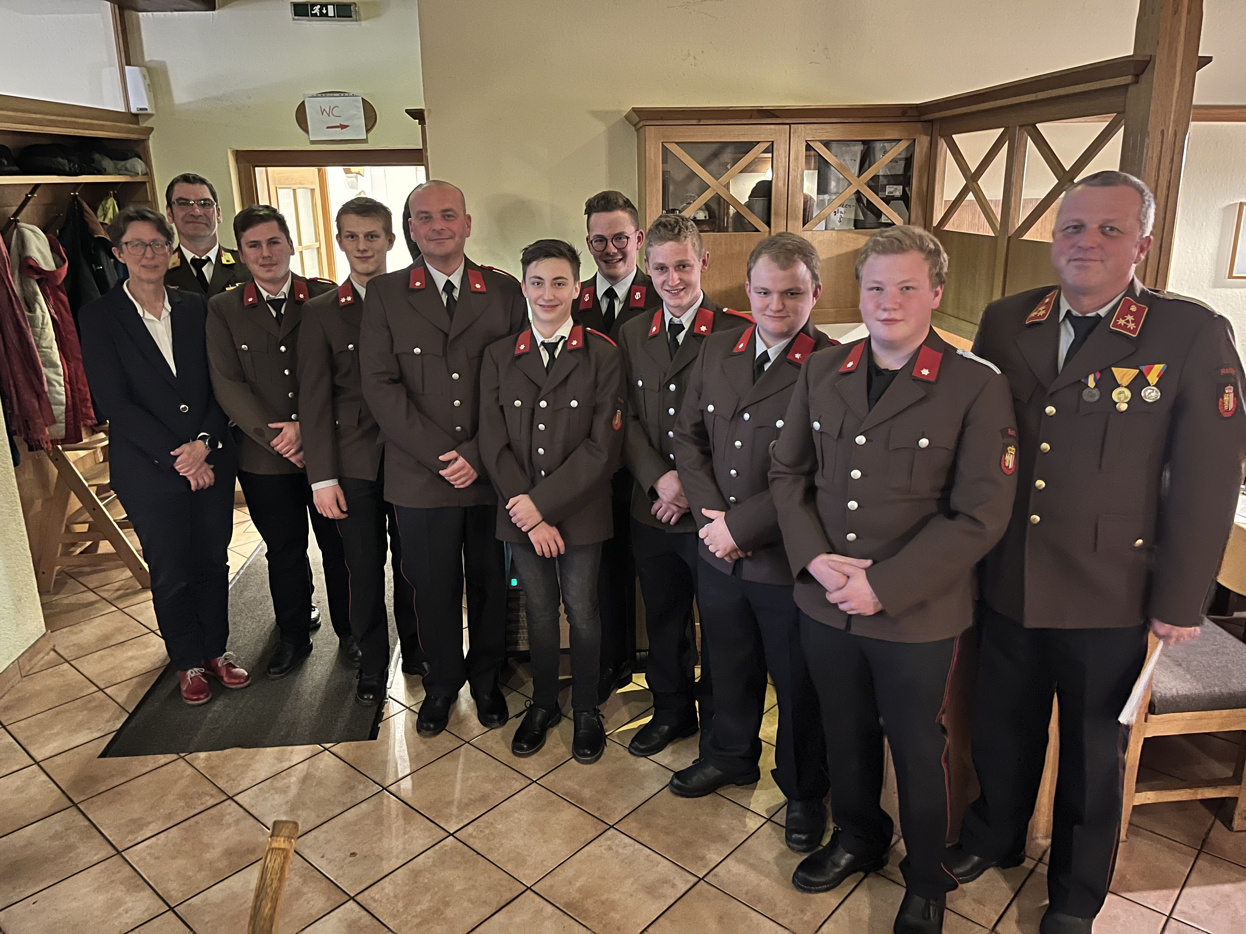 Jahresvollversammlung - Freiwillige Feuerwehr Roith