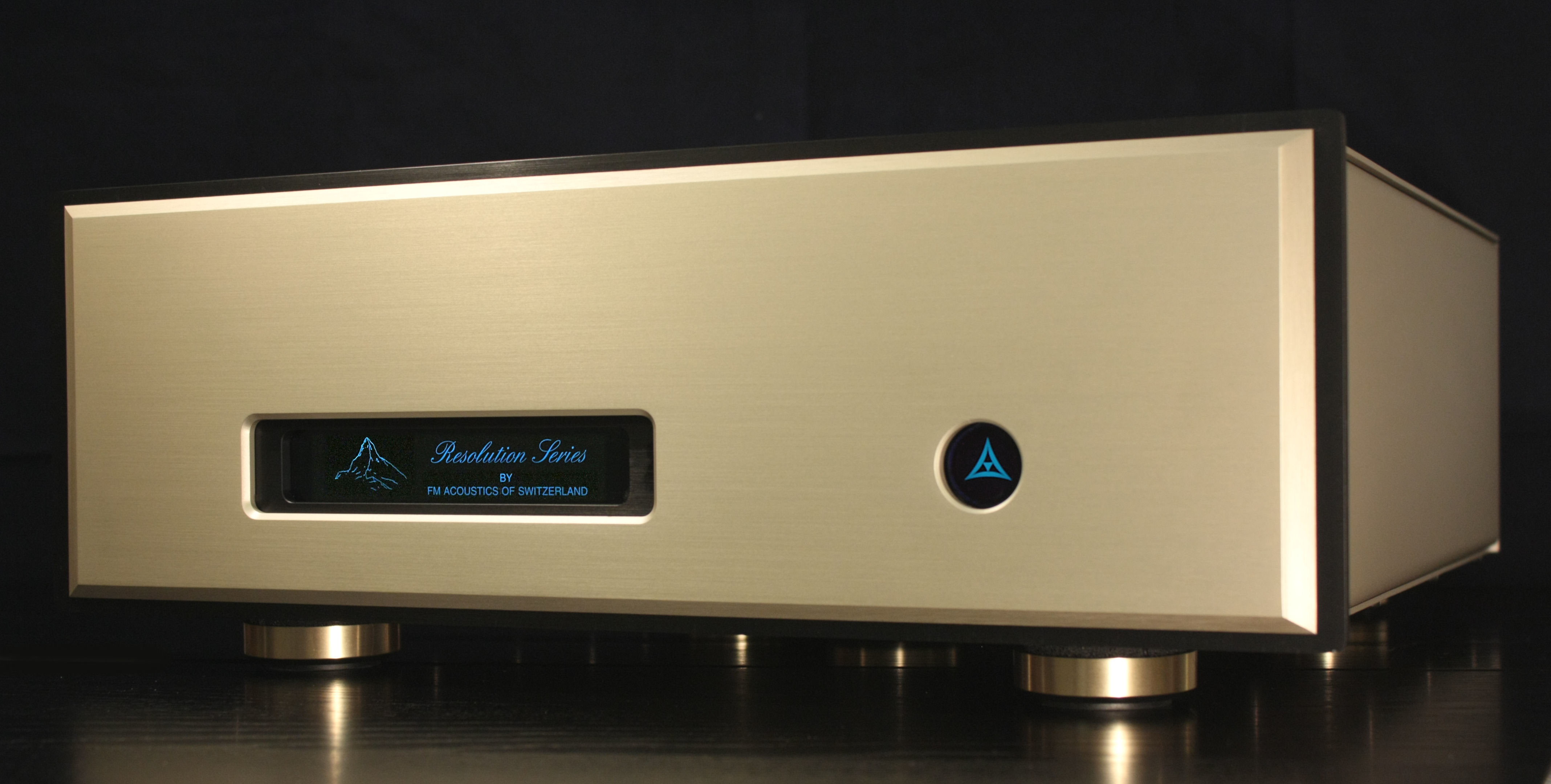 Power Amplifiers Resolution Series - FM ACOUSTICS LTD.