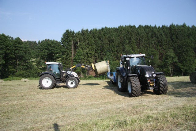 Heuprojekt 2015 - Magerwiesenschutz wird fortgesetzt - NABU Oberberg