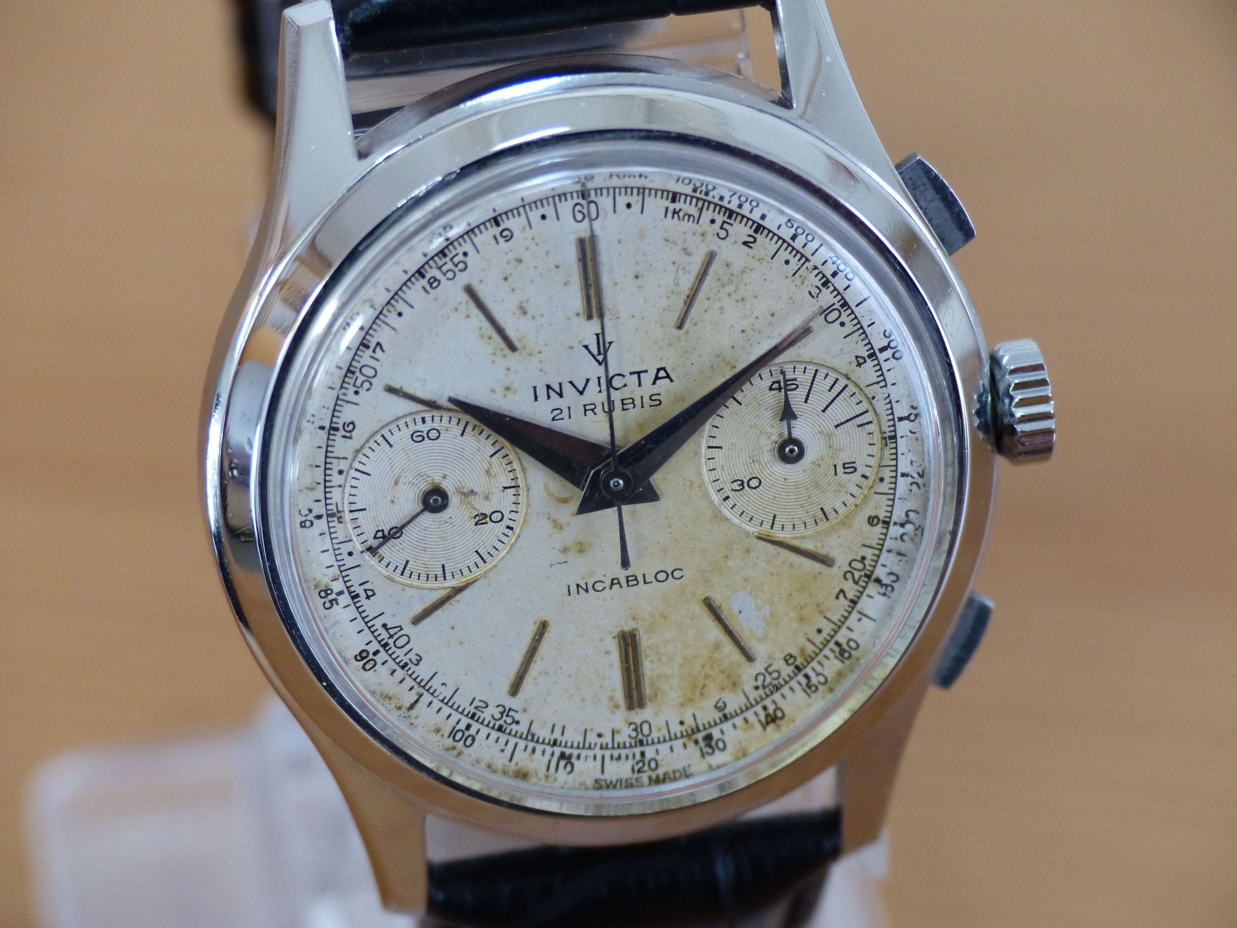 Invicta calibre Valjoux 22 - Vintage Chronograph Watches ...