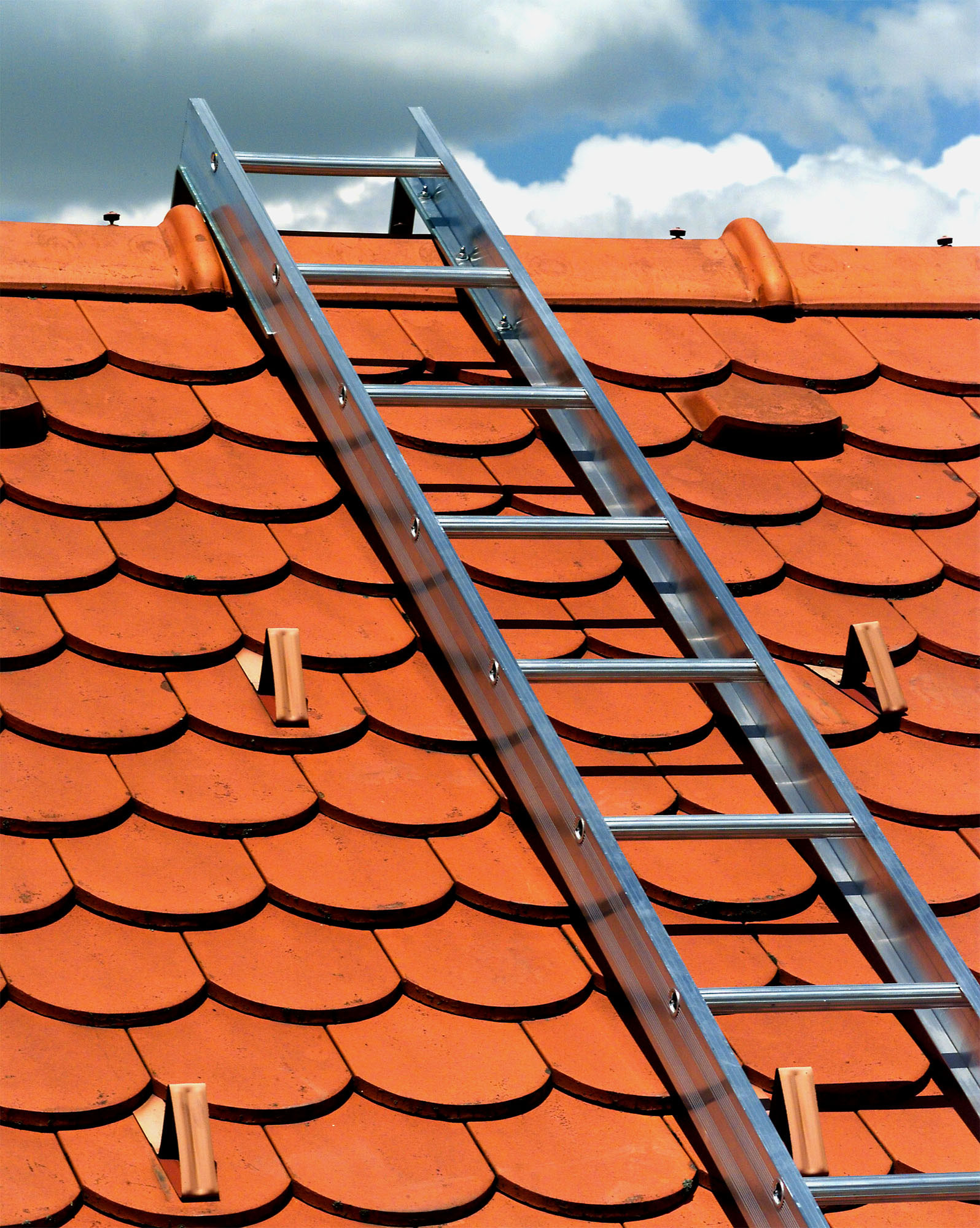 Roof ladders - leicht, schnell, sicher