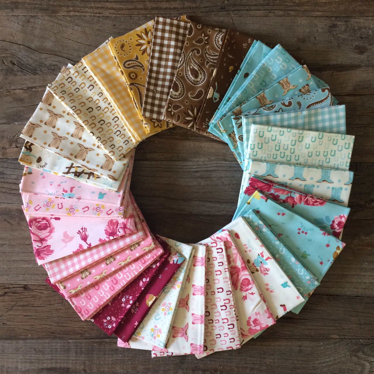 CUT AND SEW PANELS - 99designs-56eab45c9d693