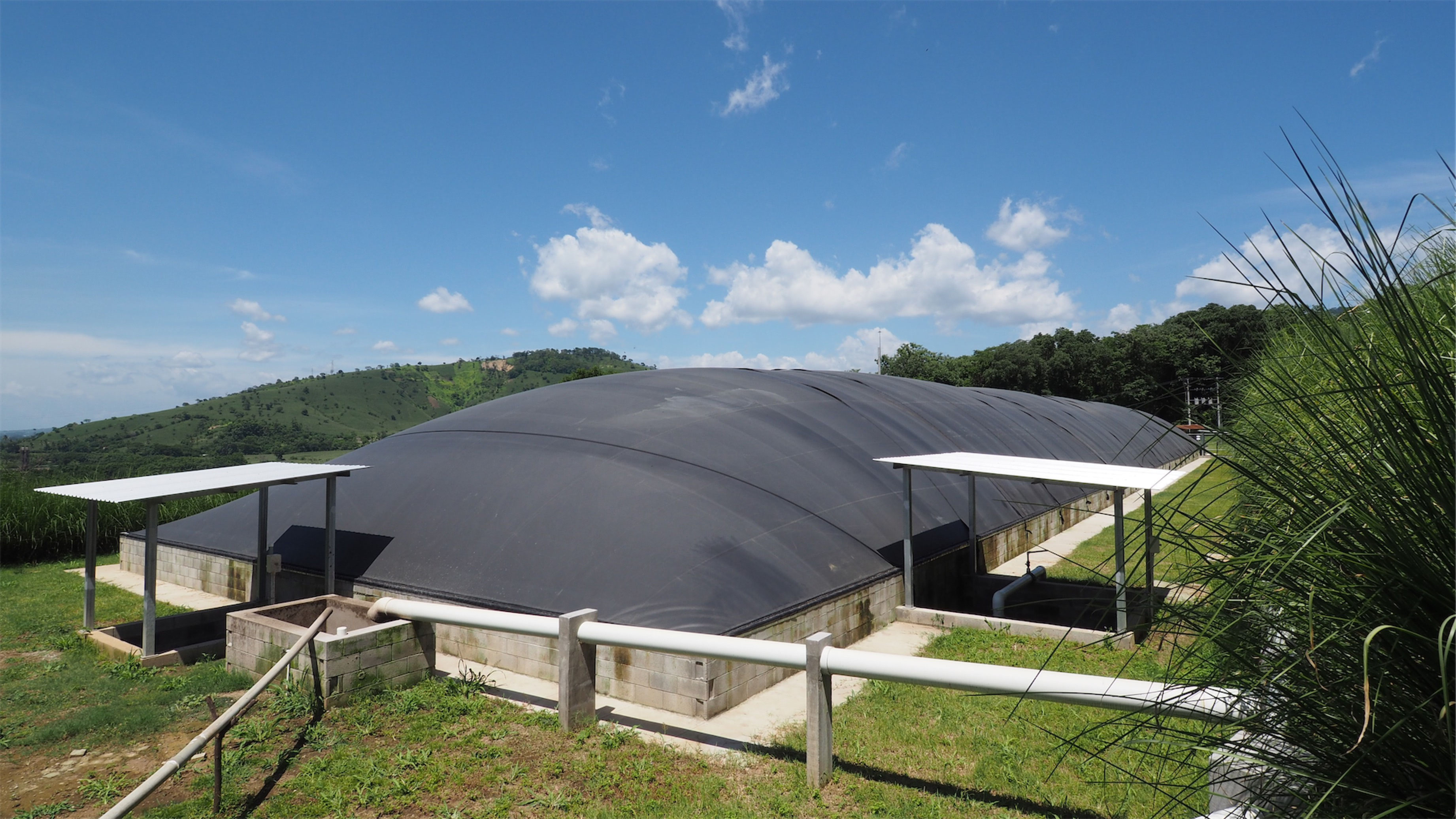Lagoon digester - biogas plant -covered lagoon digester - Covered ...