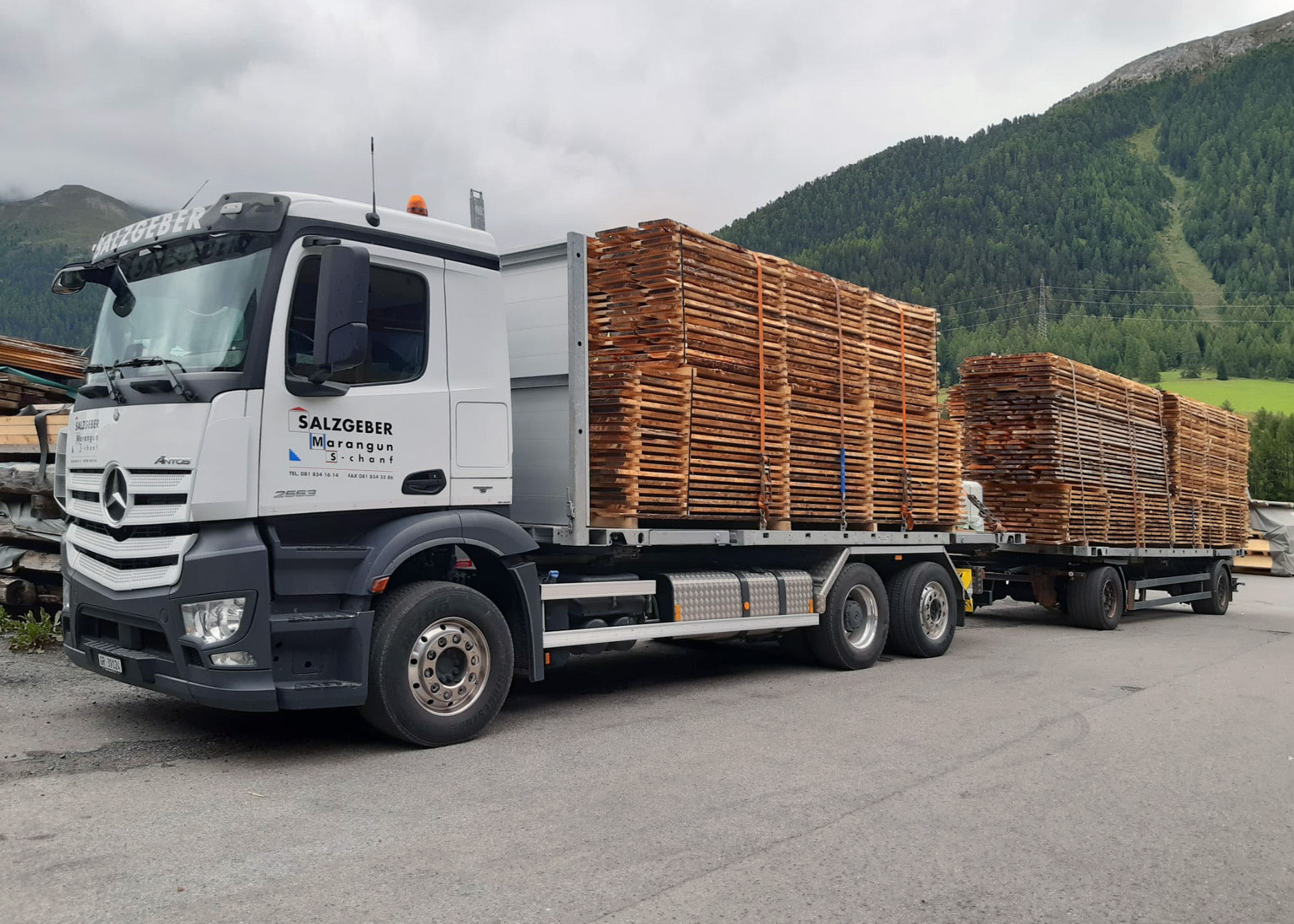 Mercedes Antos 2553 - Salzgeber Holzbau S-chanf