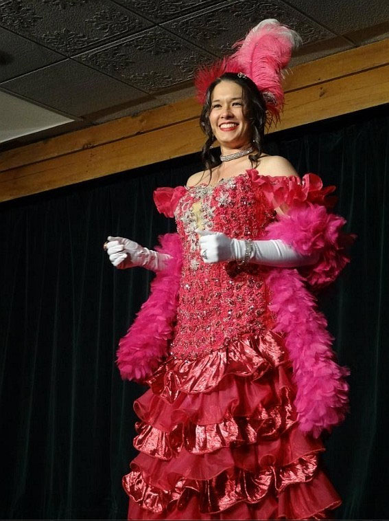 Frantic Follies in Whitehorse Yukon - Private Hostel