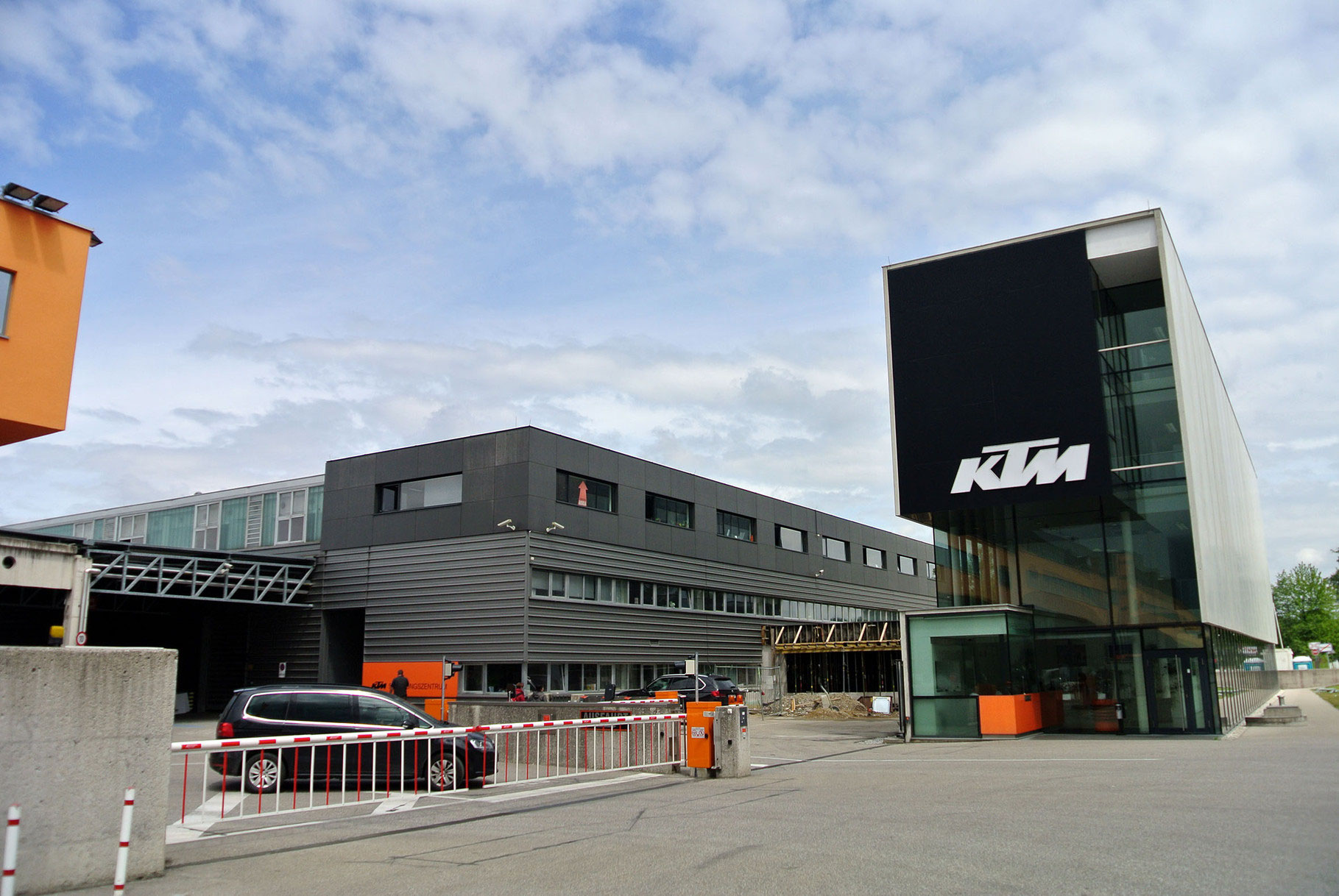 KTM Werksbesichtigung - Wolfs private Website über Motorräder und Reisen