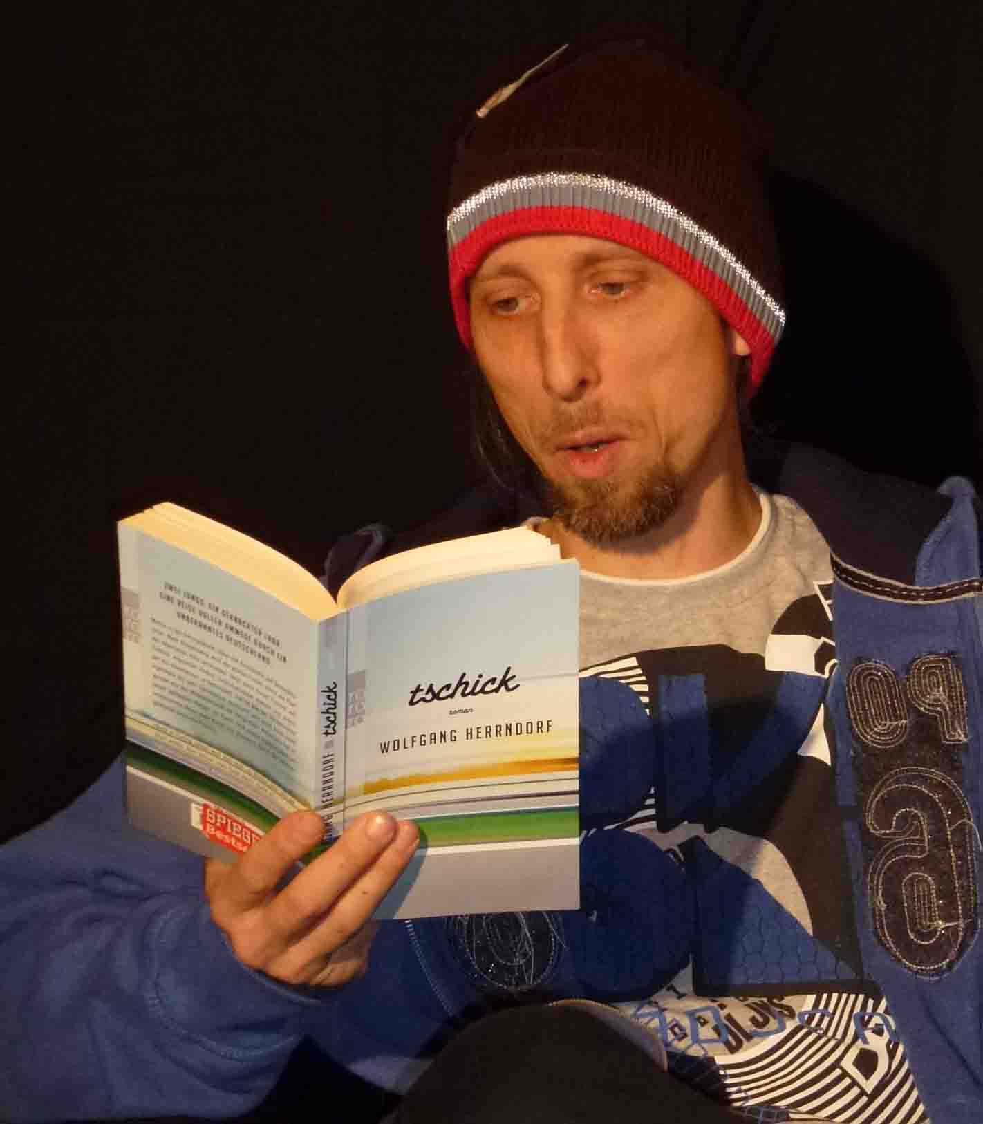 Pressestimmen zu - Vivid Voices - Rainer Rudloff